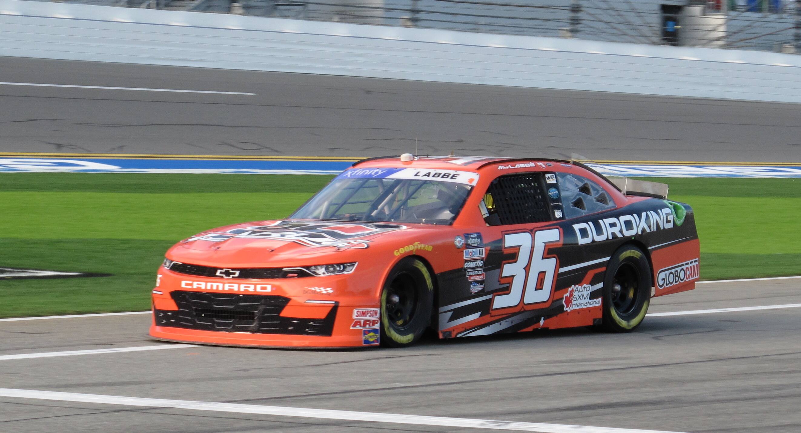 Alex Labbé recruté par une nouvelle écurie en NASCAR XFinity | JDM