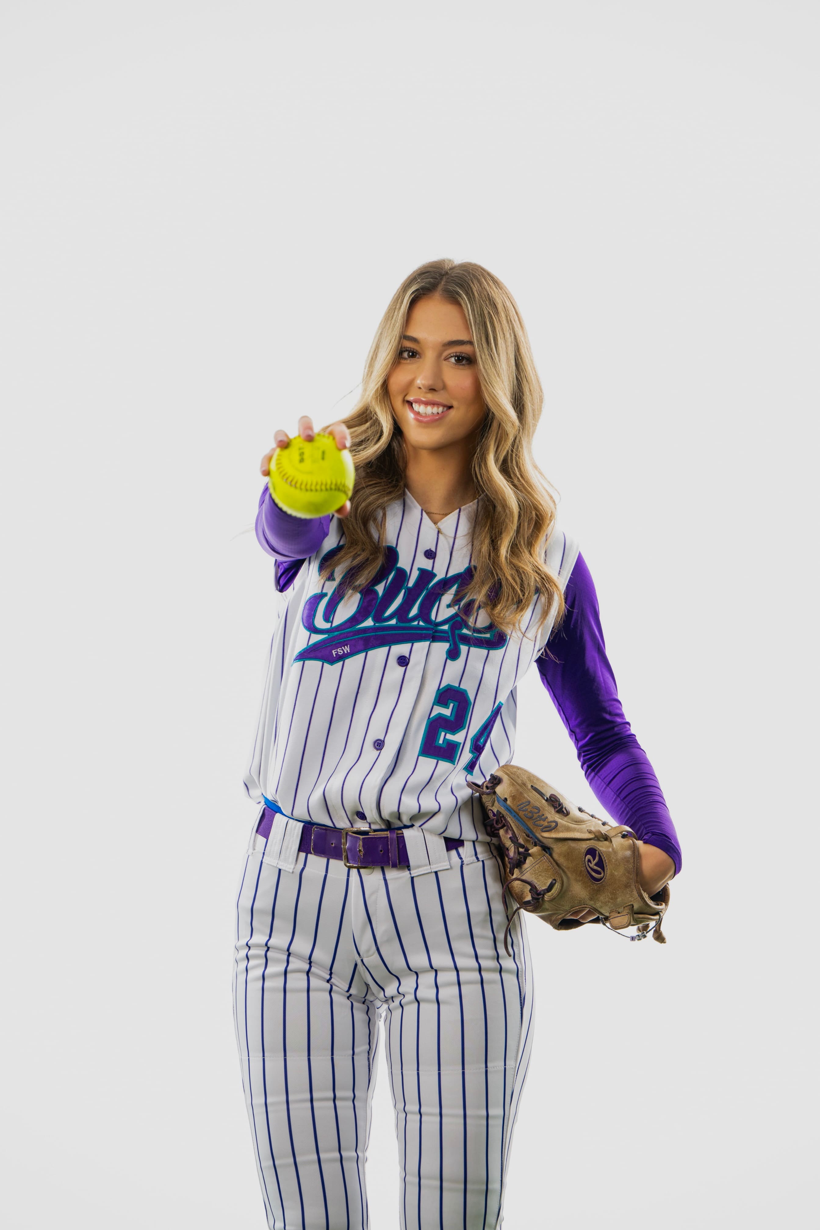 Softball: une fiche parfaite de 23-0 pour une lanceuse québécoise aux ...