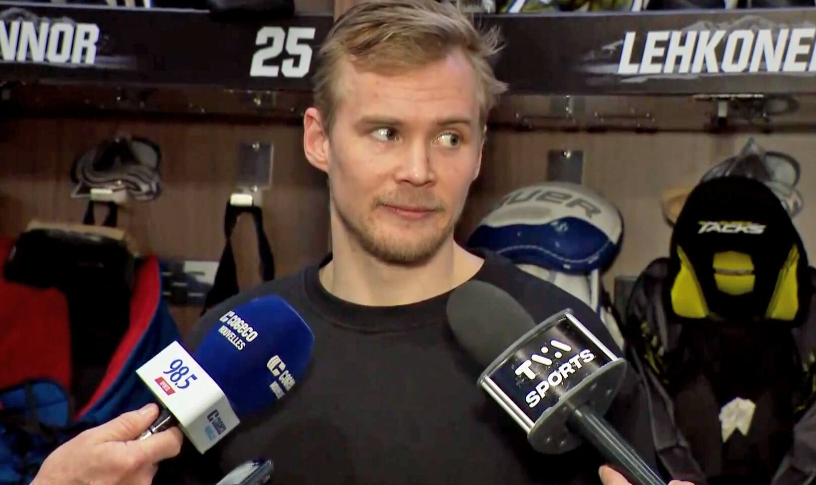 Une déception pour Lehkonen face au CH - TVA Sports