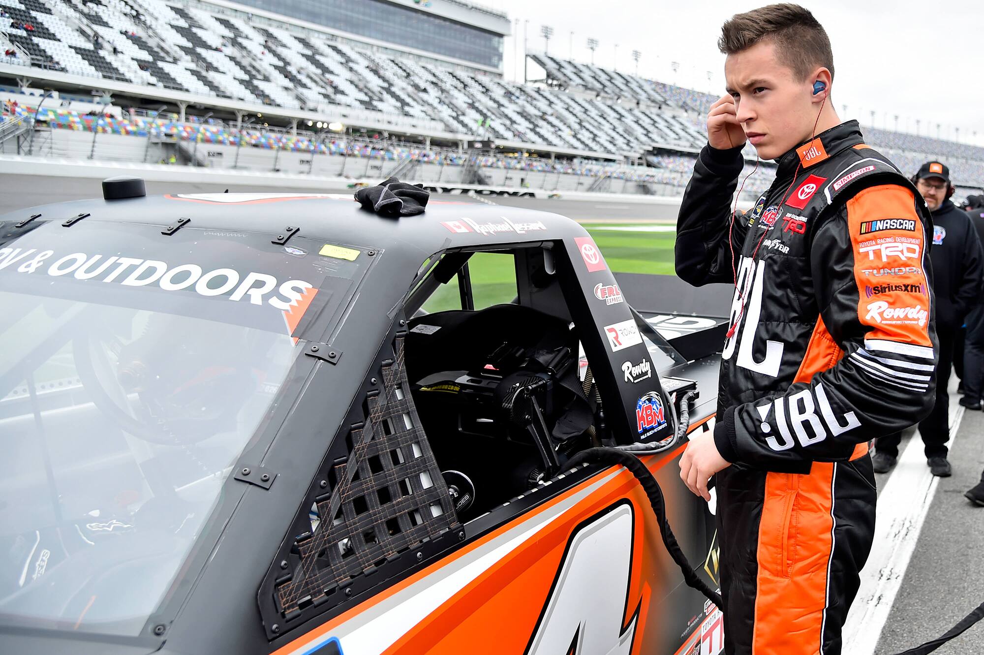 Le groupe Canac s’associe à Raphaël Lessard | JDM