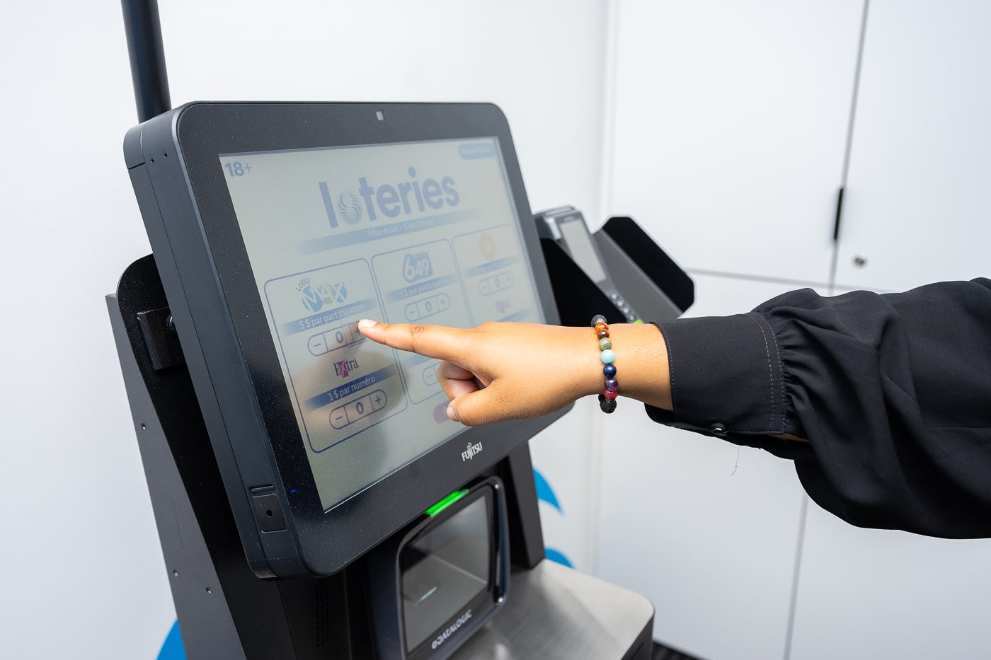 Loto-Québec envisage la vente de billets en libre-service | JDM