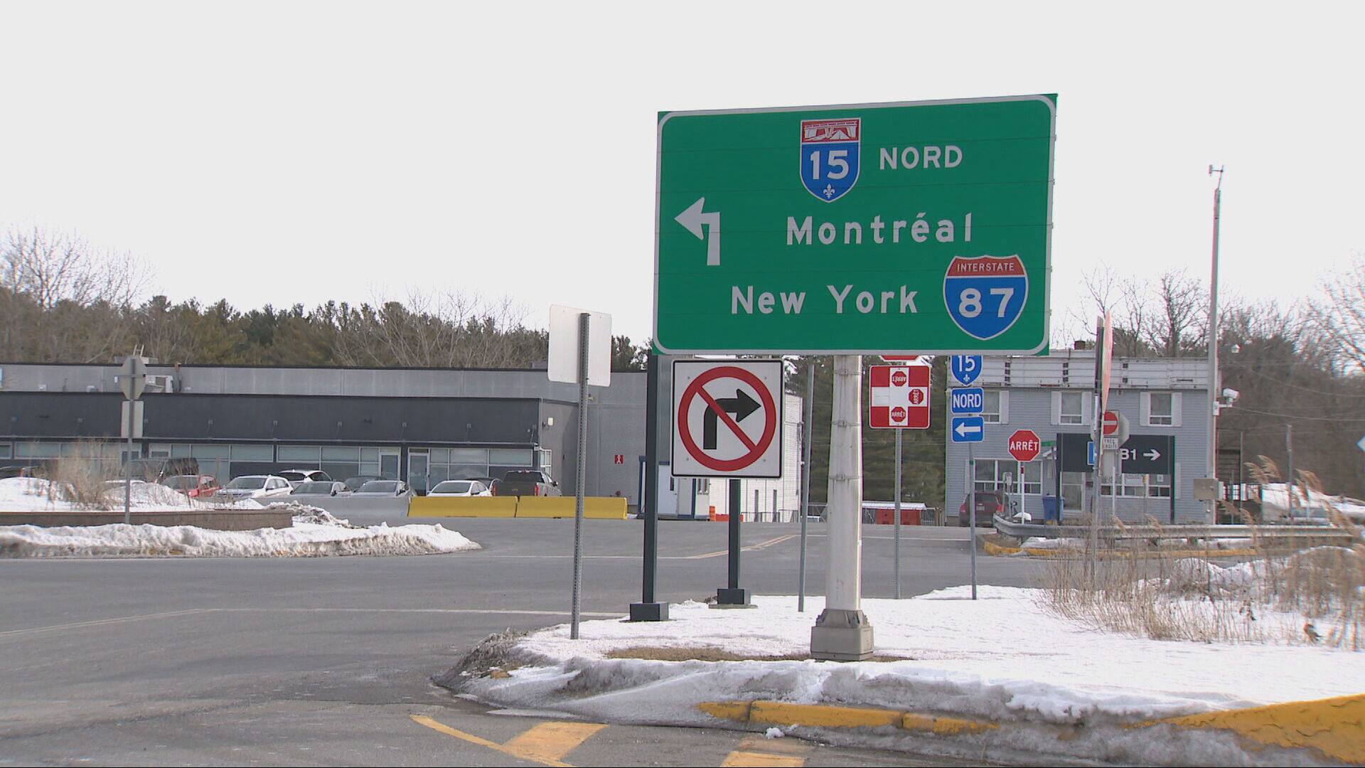 Déjà plus de 2000 demandeurs d'asile ont franchi le poste frontalier de St-Bernard-de-Lacolle ce ...