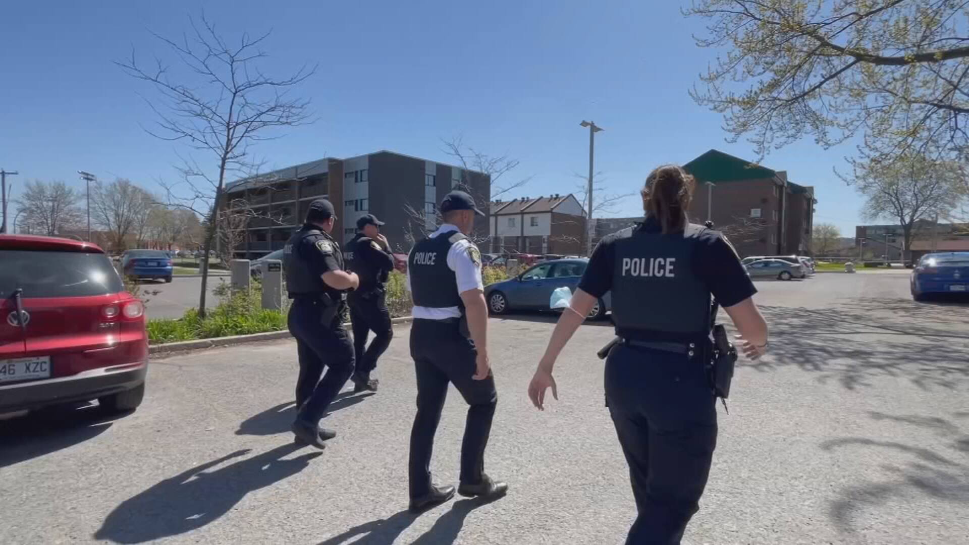Danger des armes à feu: la police de Laval en patrouille | JDM