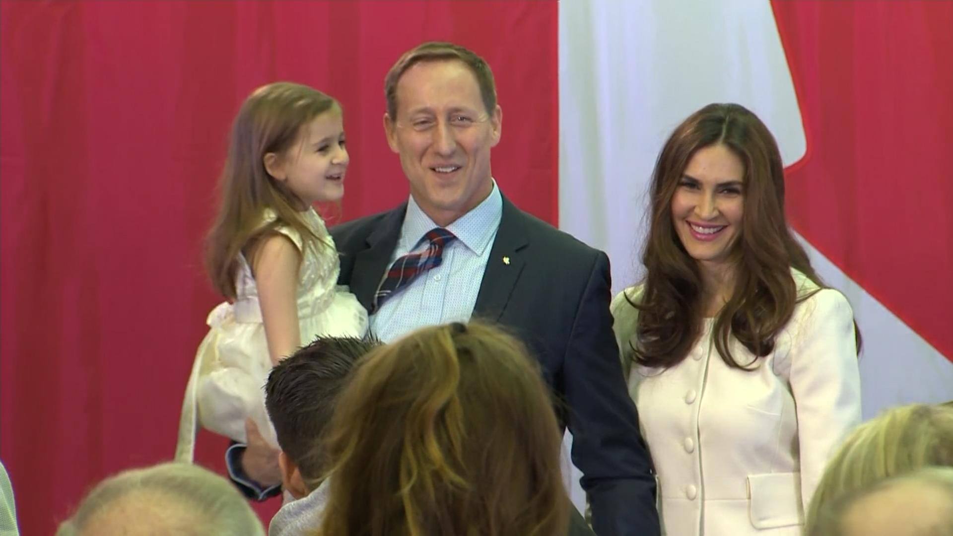 Peter MacKay plaide pour l’unité des conservateurs pour battre Trudeau ...