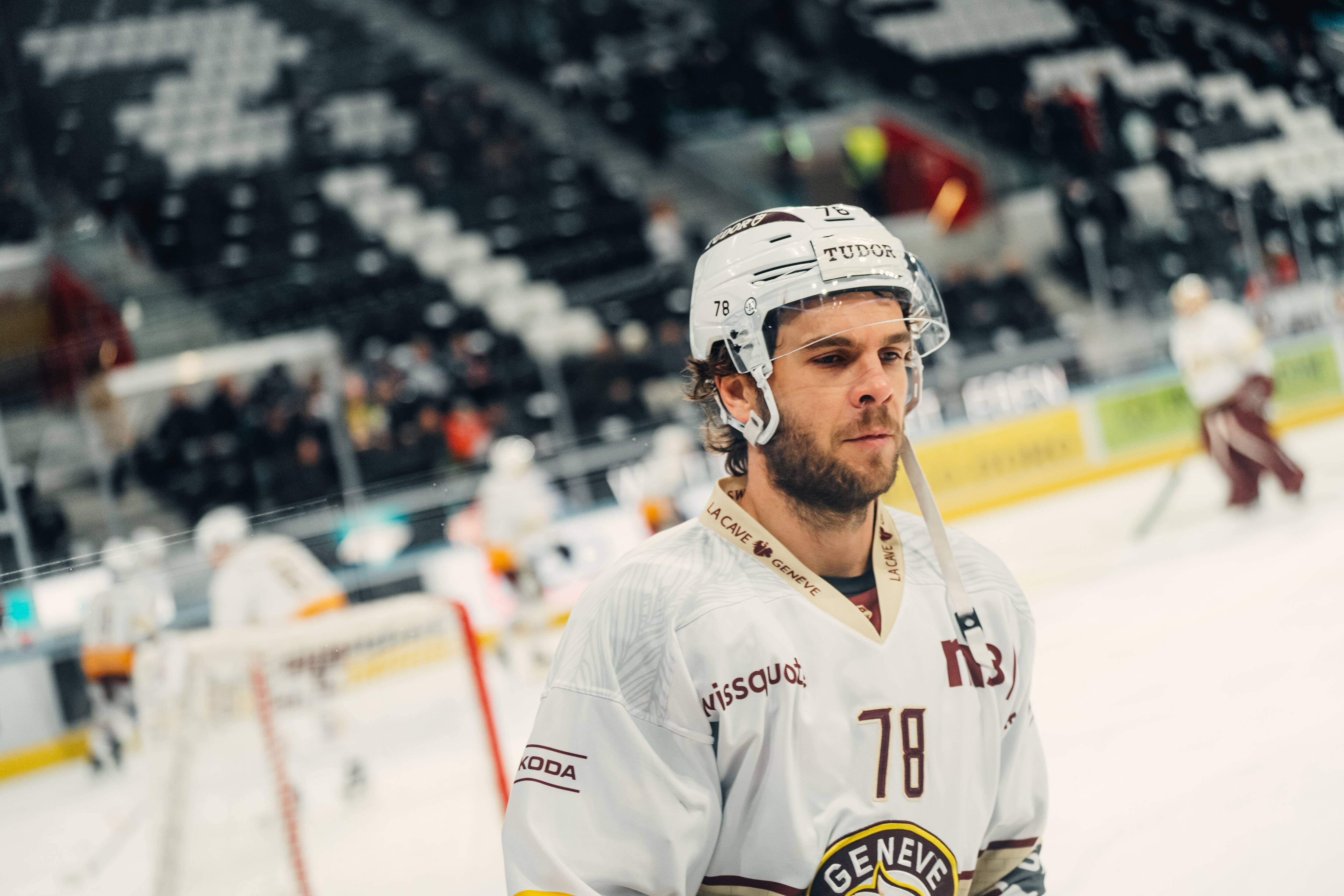 La vie rêvée de Marc-Antoine Pouliot en Suisse - TVA Sports