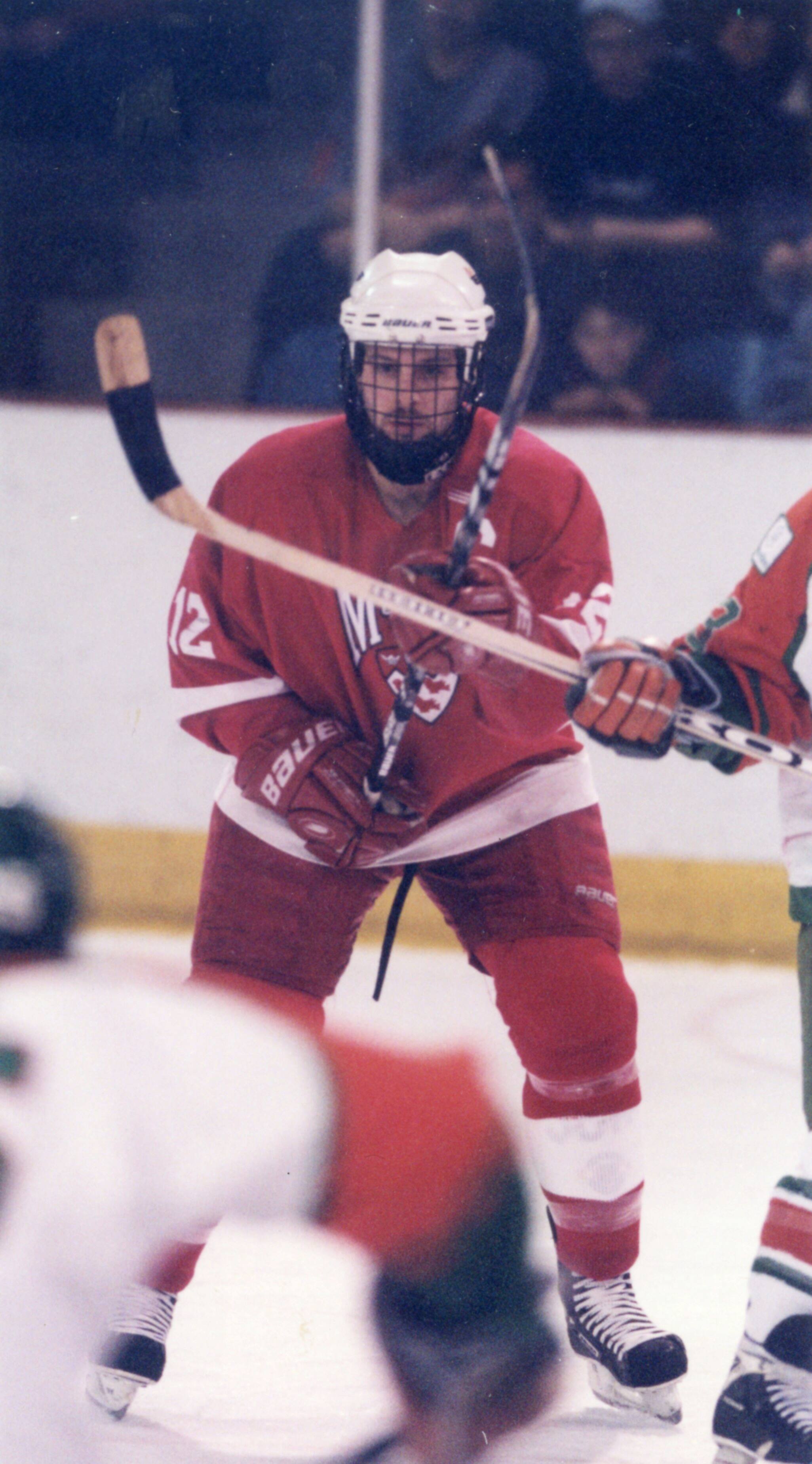 Pendant son séjour à McGill, Mathieu Darche a failli abandonner le ...
