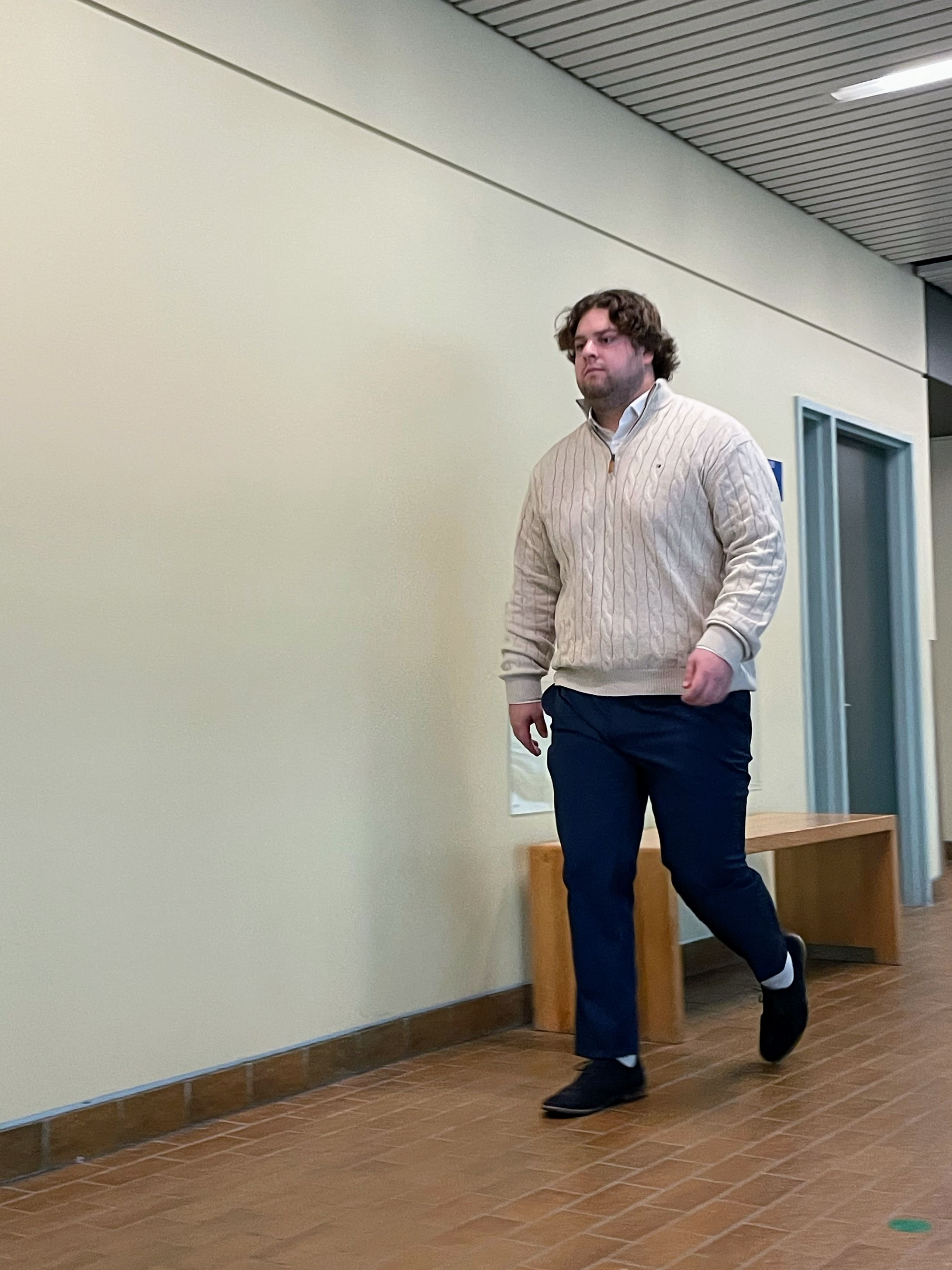 Rouge et Or: ce footballeur épinglé avec de la porno juvénile | JDQ