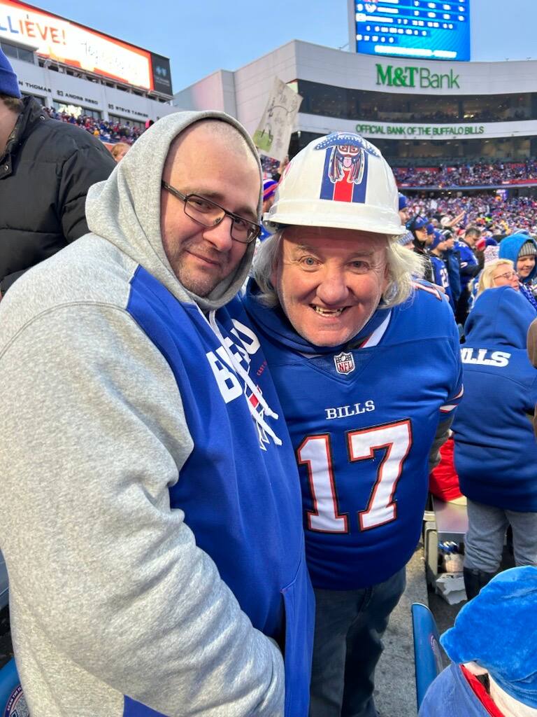 Bob Genest: 34 Years of Legendary Bills Tailgates in Quebec - Archyde