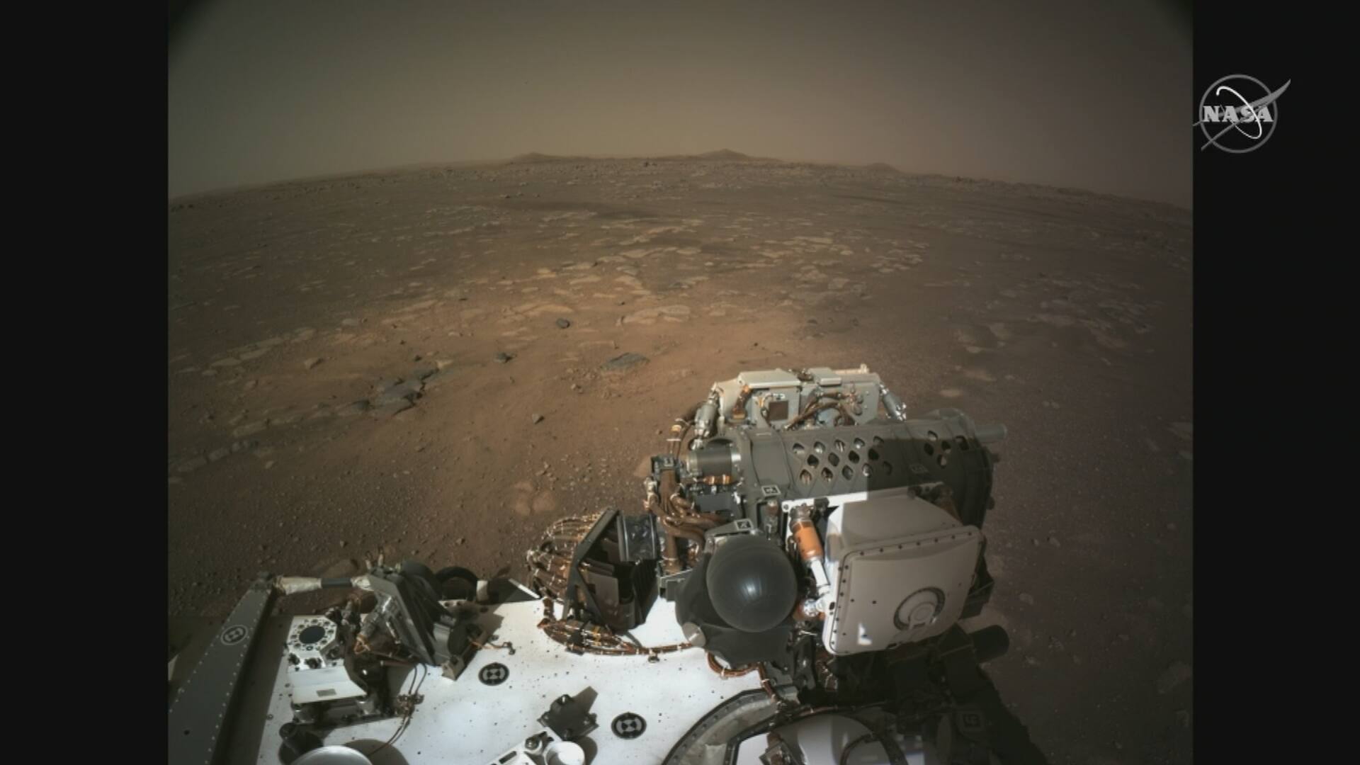 La NASA dévoile les toutes premières vidéos de l’amarsissage de ...