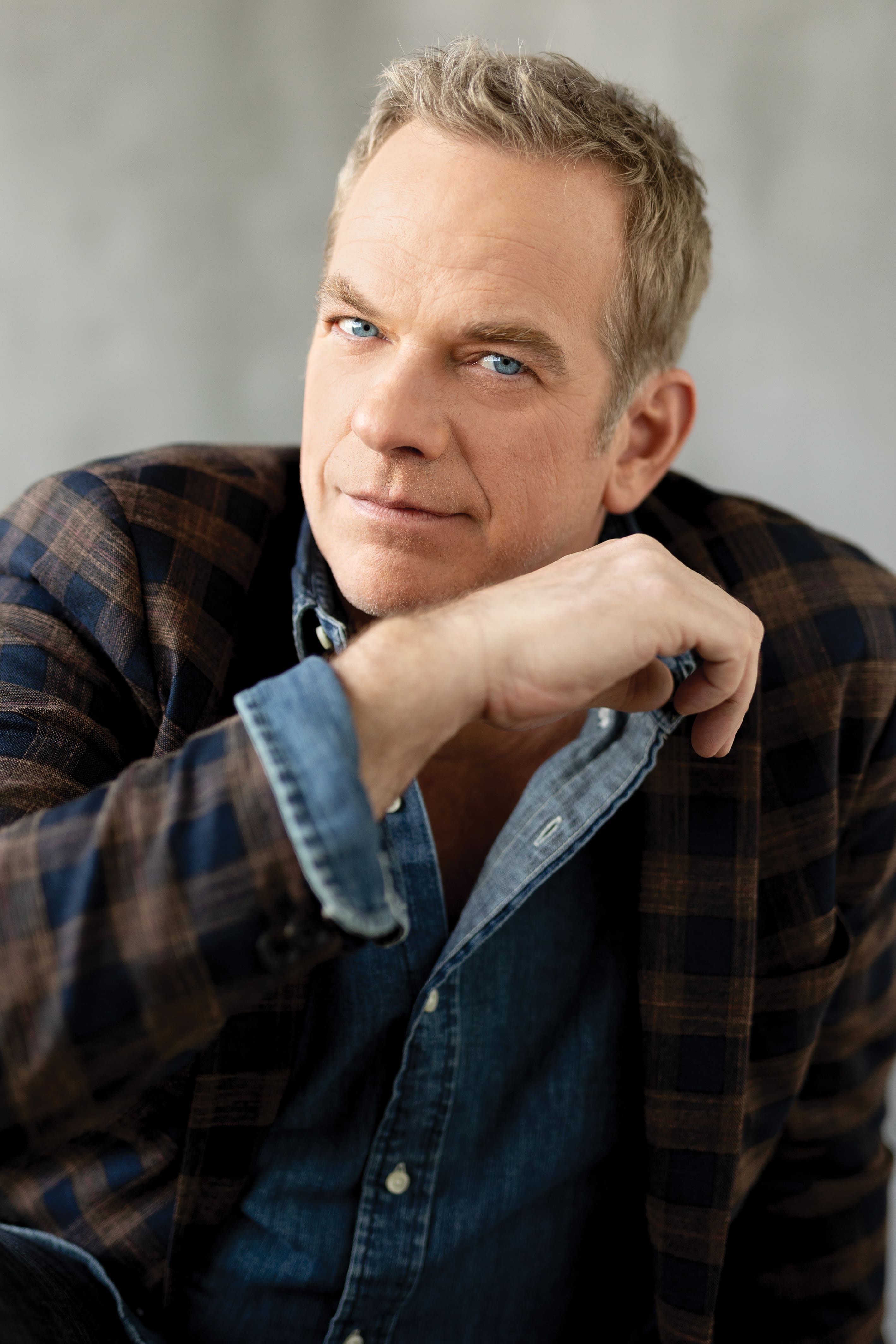 Un grand retour au Québec pour Garou après 10 ans d'absence | 7 Jours