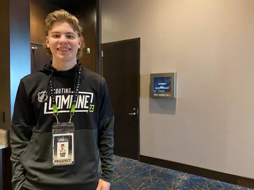 Le fils de Radek Bonk aimerait être repêché par le CH - TVA Sports