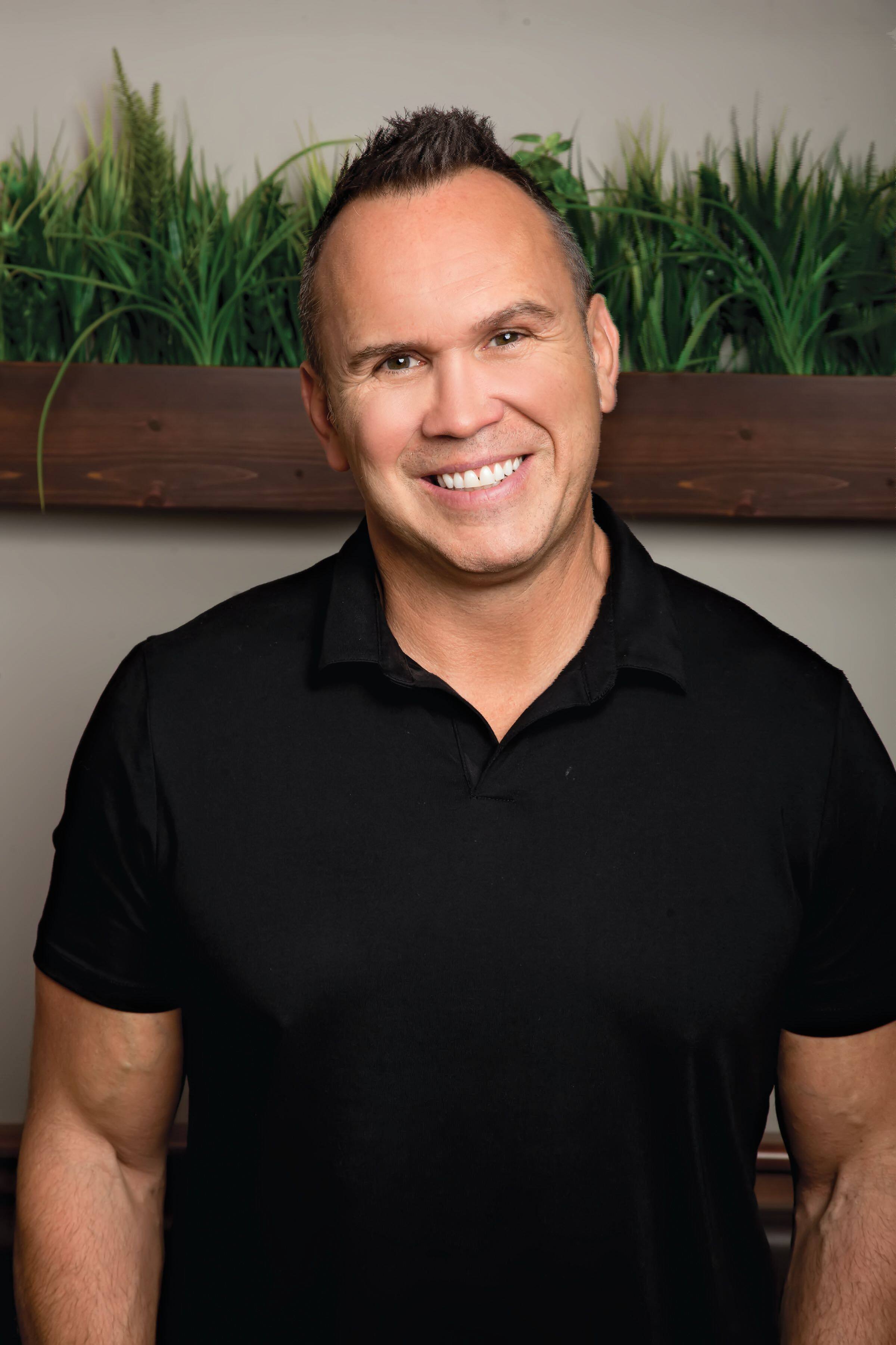 Dave Morissette se confie sur son retour émouvant dans sa ville natale ...