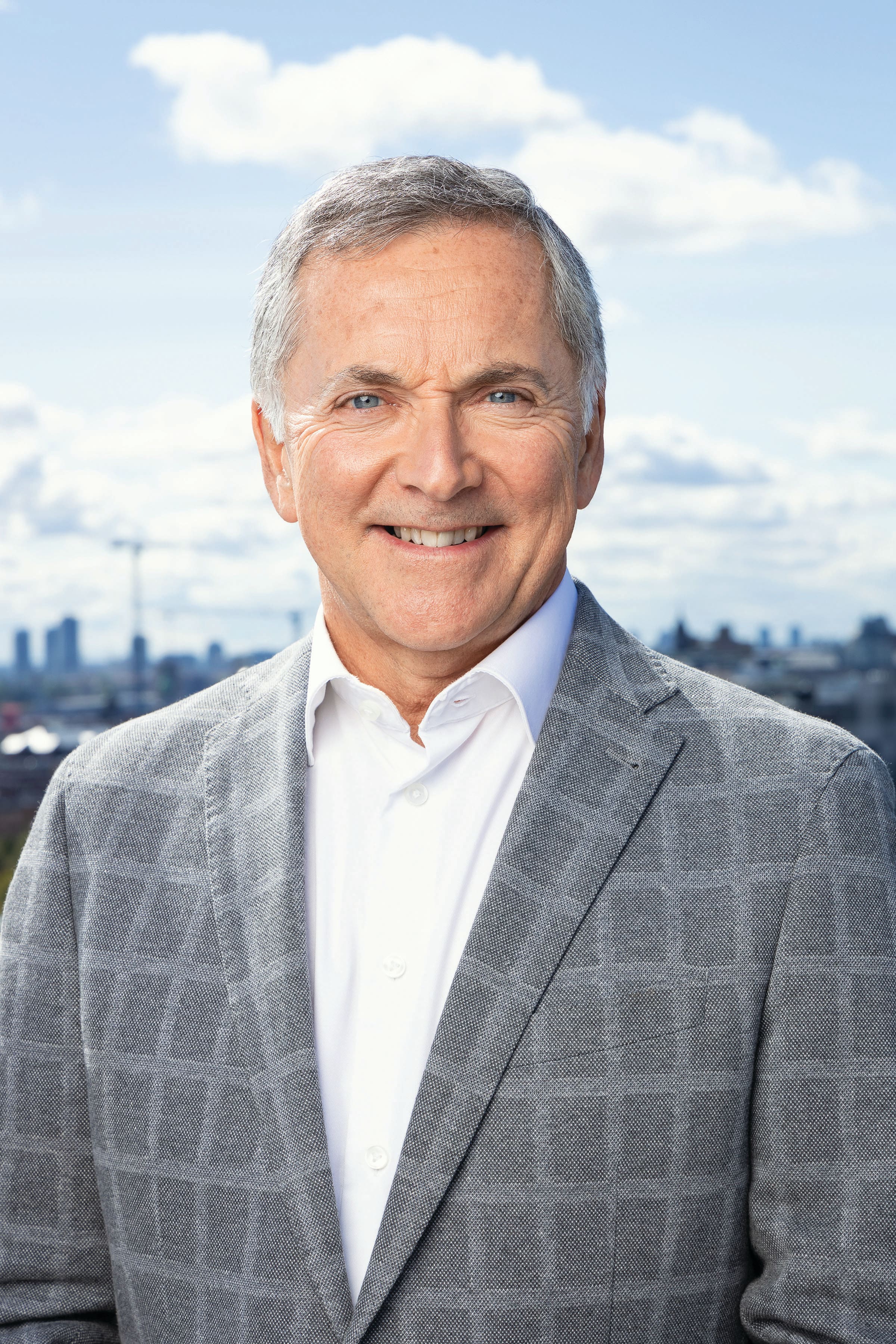 Georges Pothier se confie sur sa nouvelle vie de grand-papa | 7 Jours