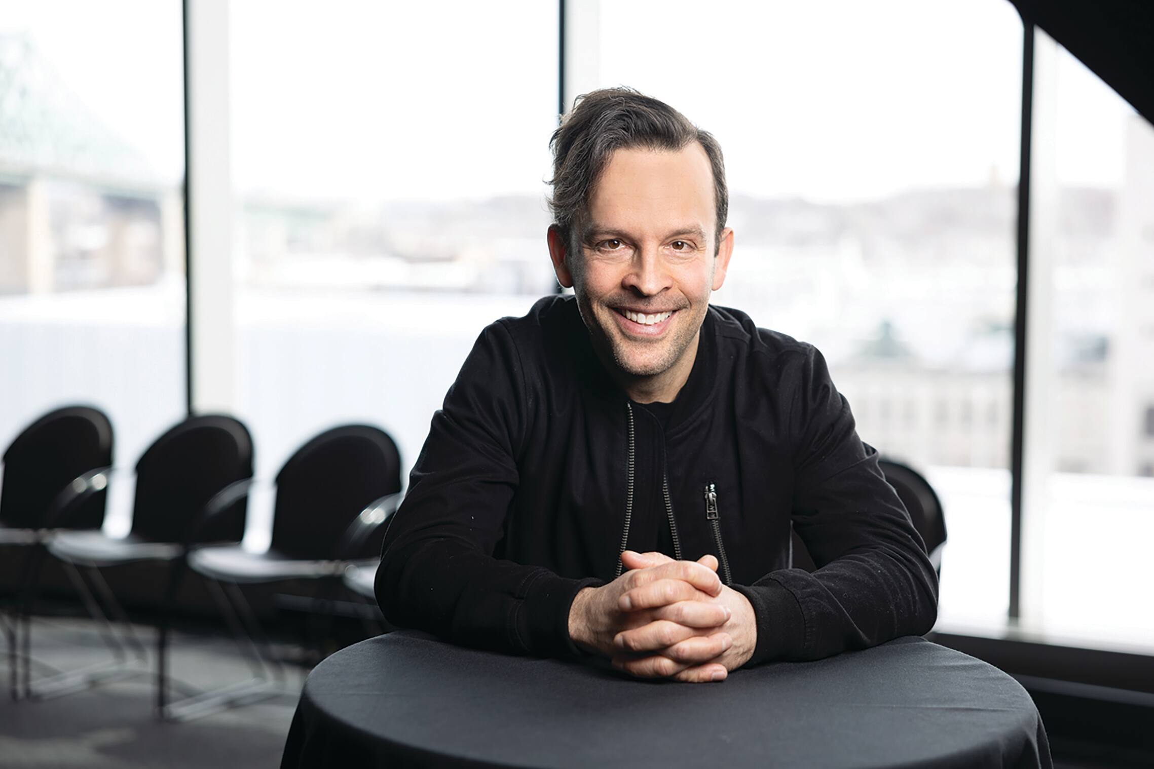 Marc Beaupré à l’opposé des rôles de bums qu’il incarne | 7 Jours