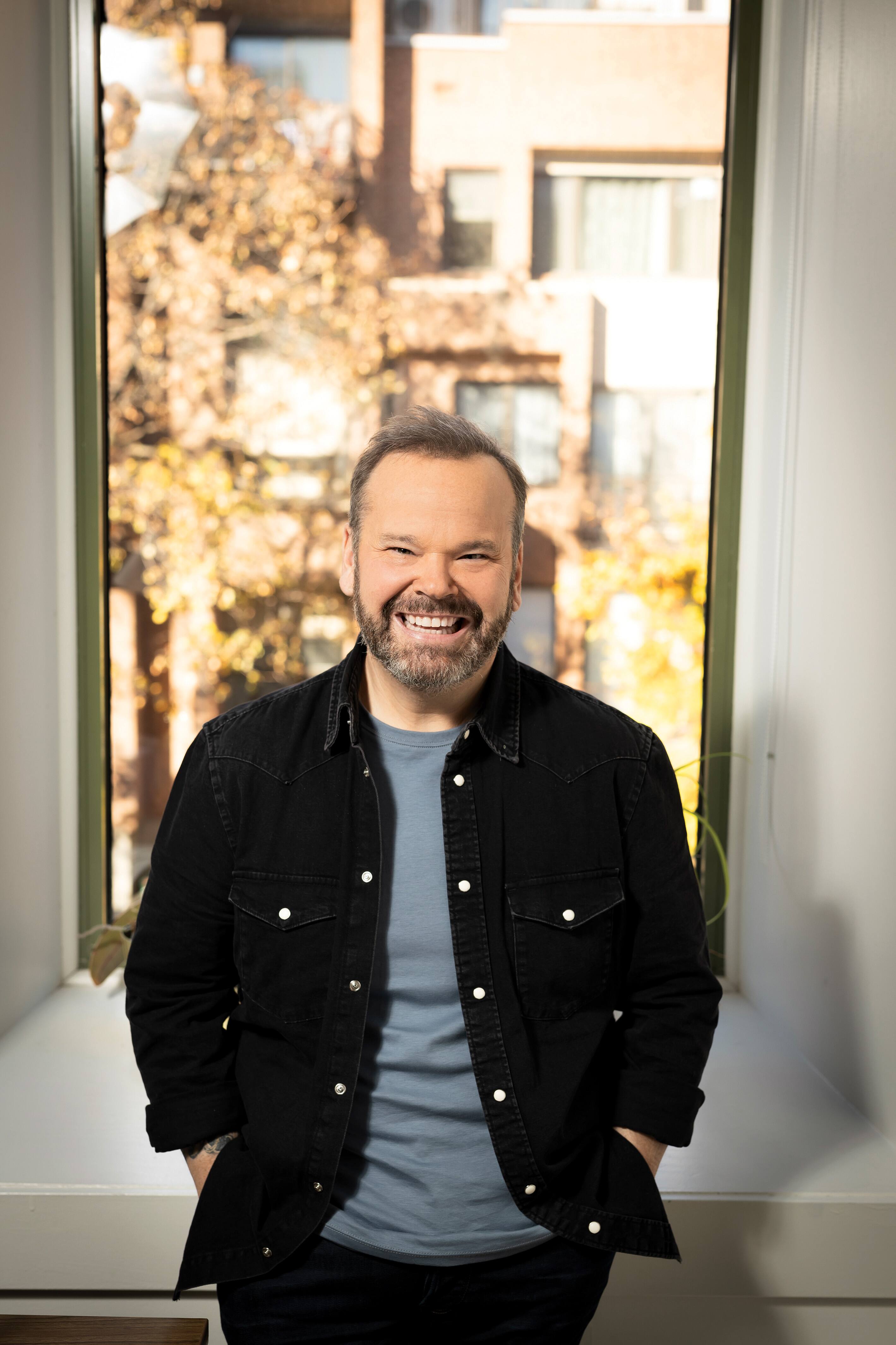 Michel Charette doit son succès à sa conjointe | 7 Jours