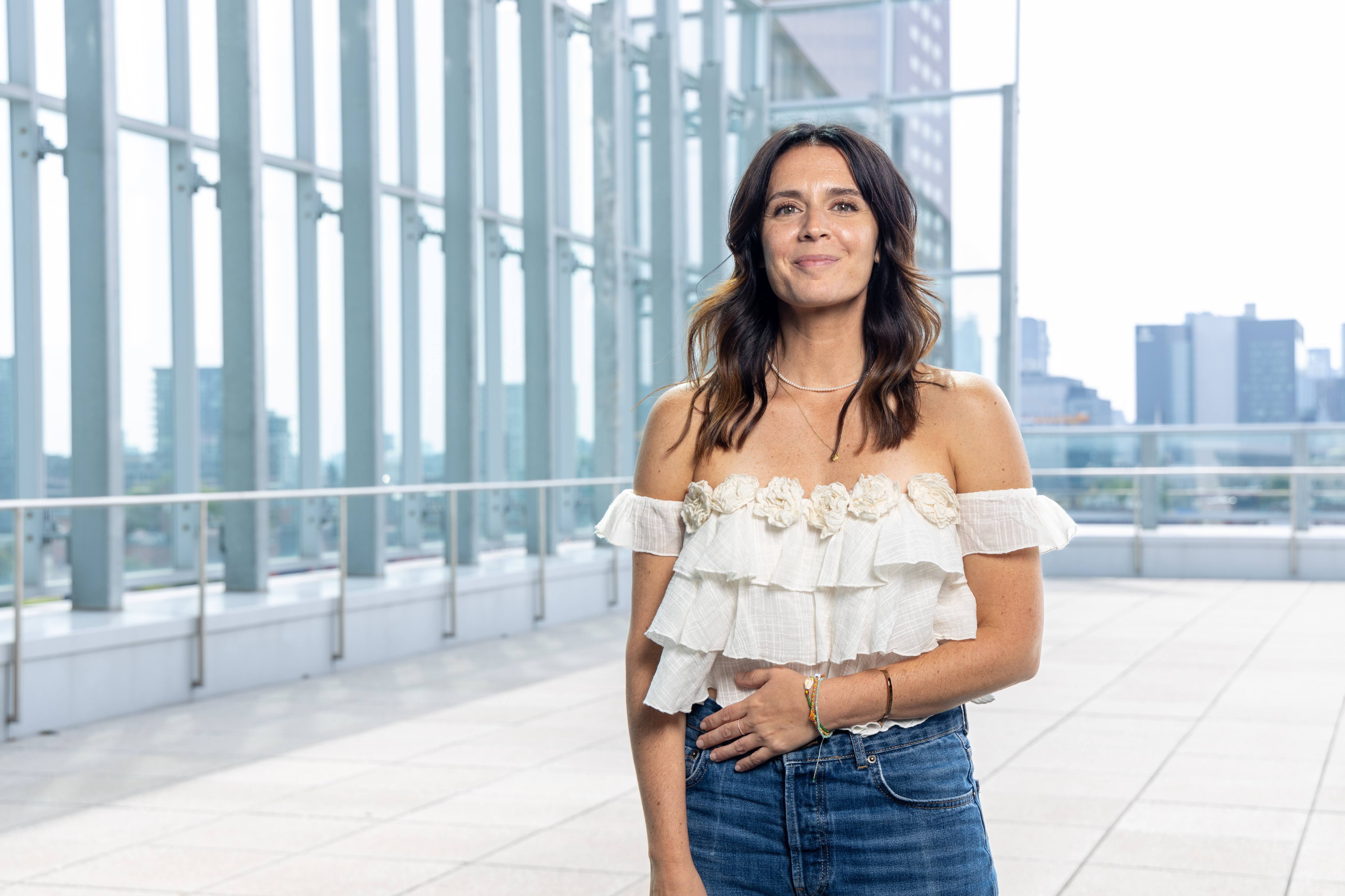 Voici quand commence la nouvelle série de Mélissa Desormeaux-Poulin | 7 ...