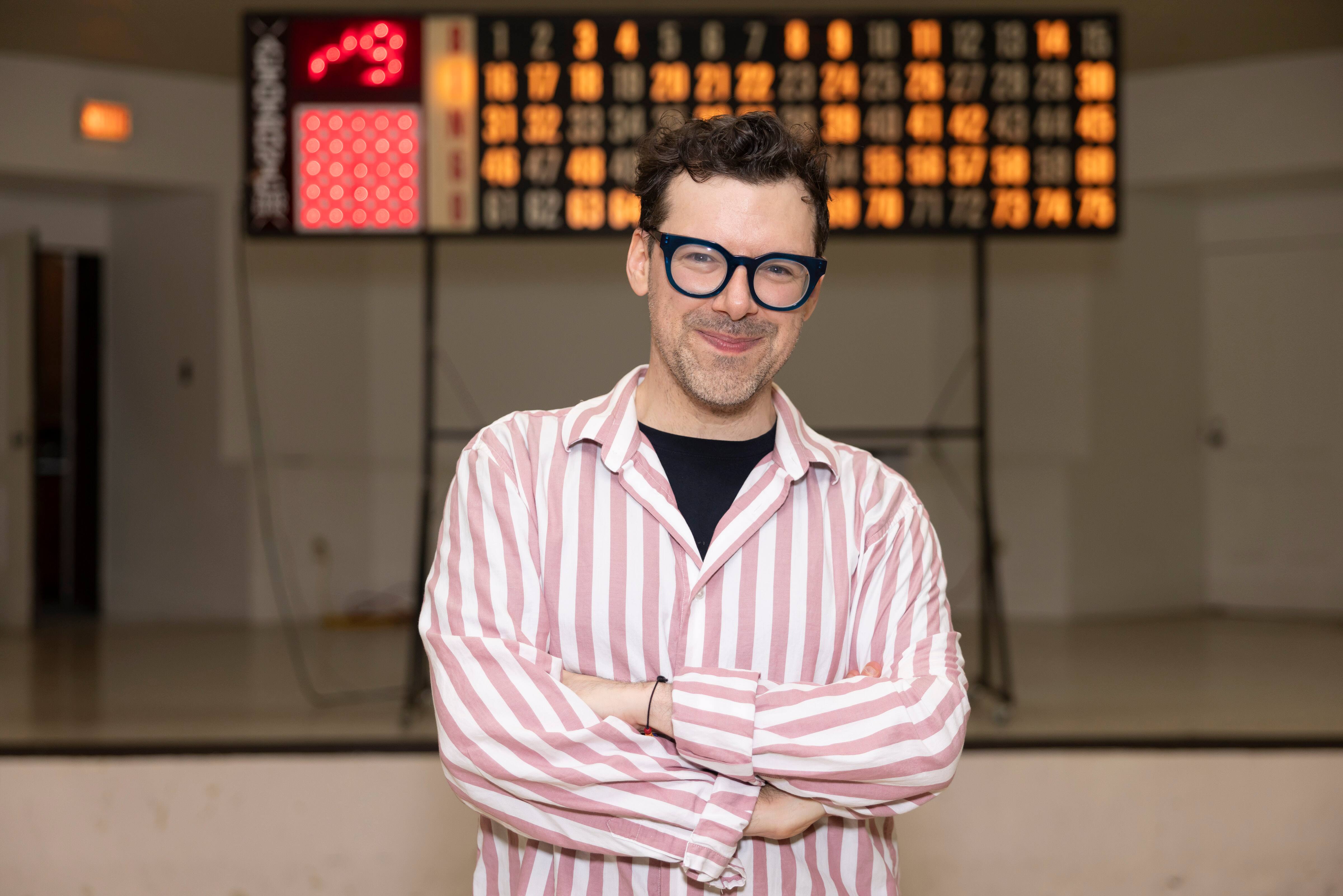 Découvrez la distribution de la prochaine série signée Simon Boulerice ...