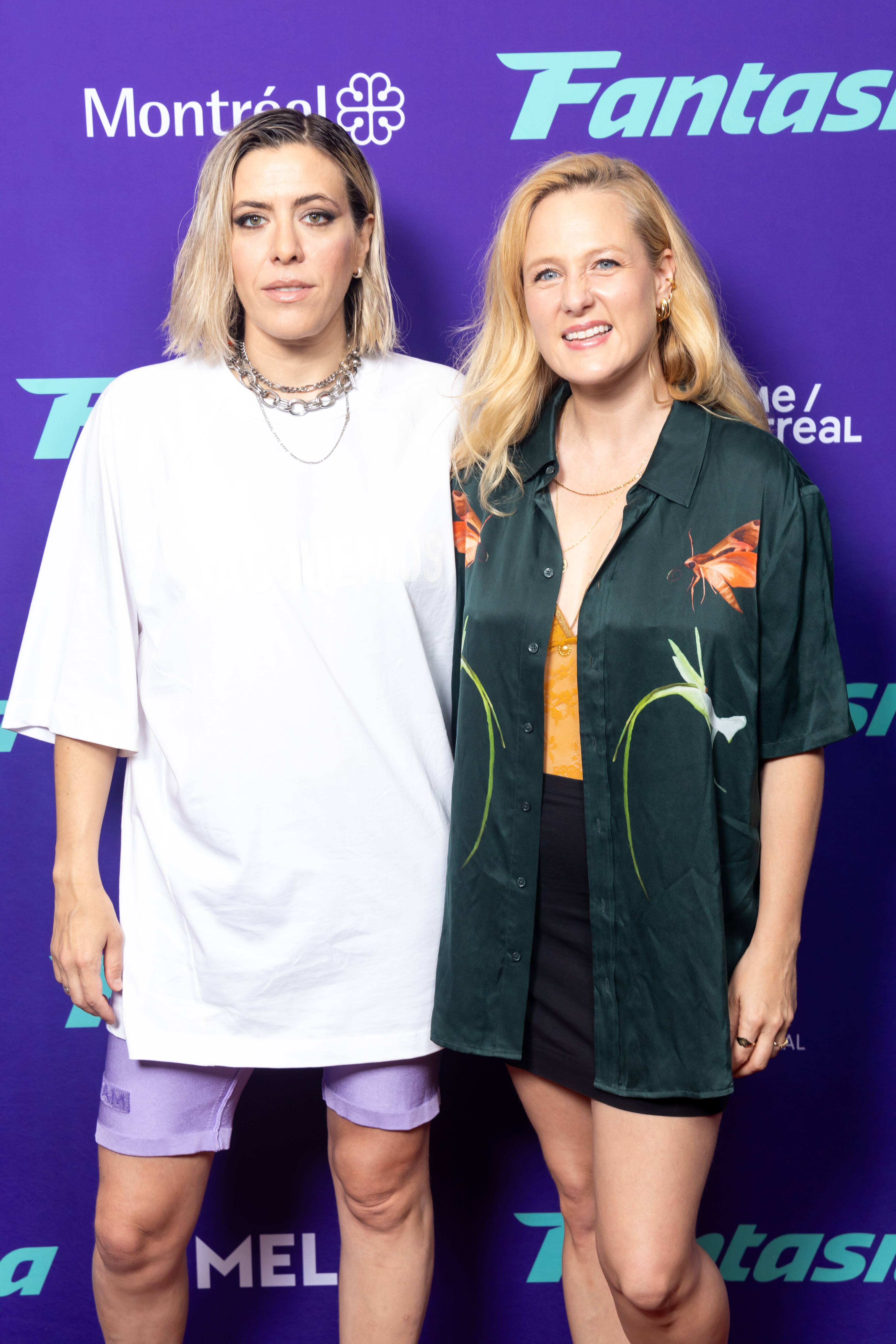 Catherine Brunet pose avec son amoureux et son ex sur le tapis rouge de ...