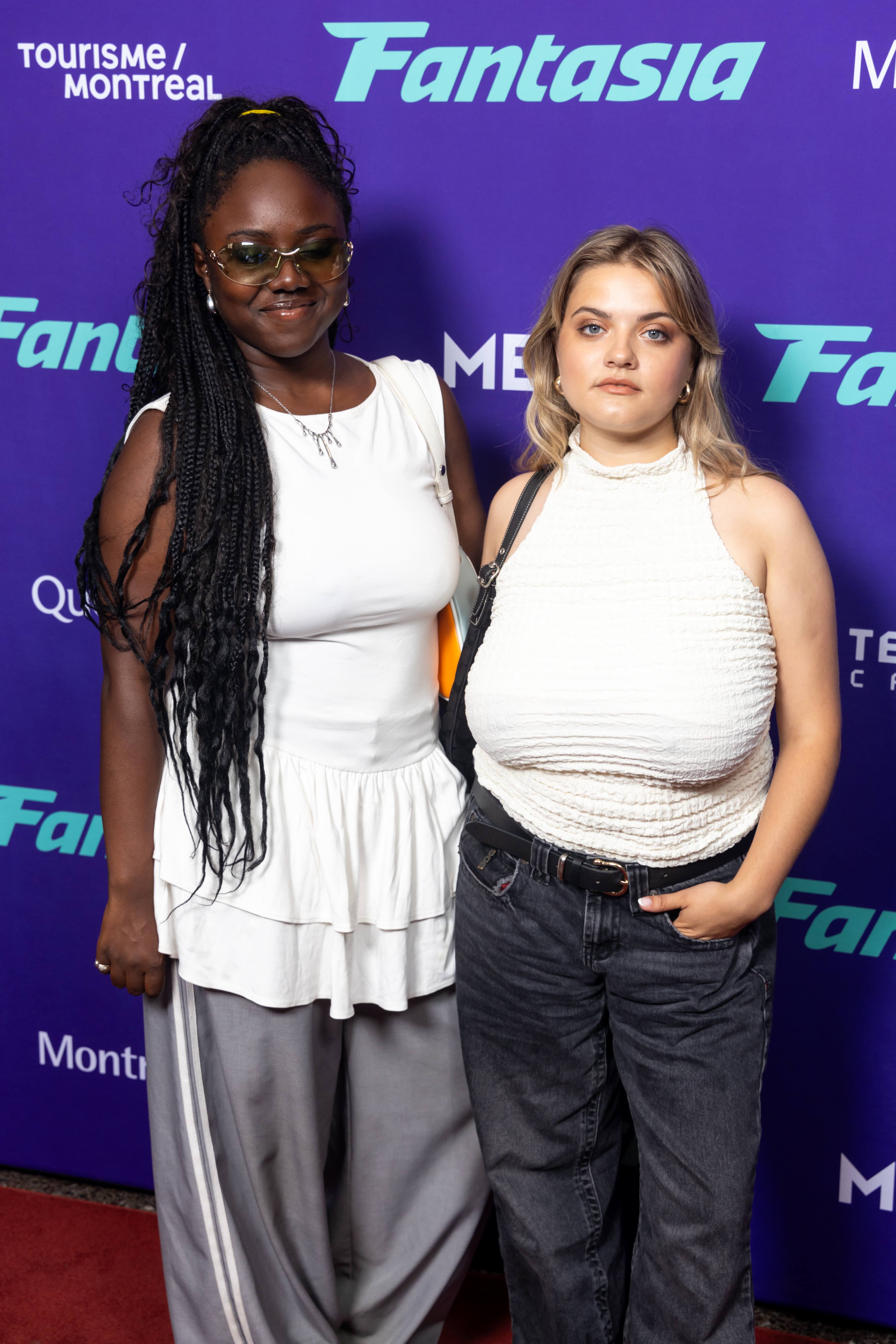 Catherine Brunet pose avec son amoureux et son ex sur le tapis rouge de ...