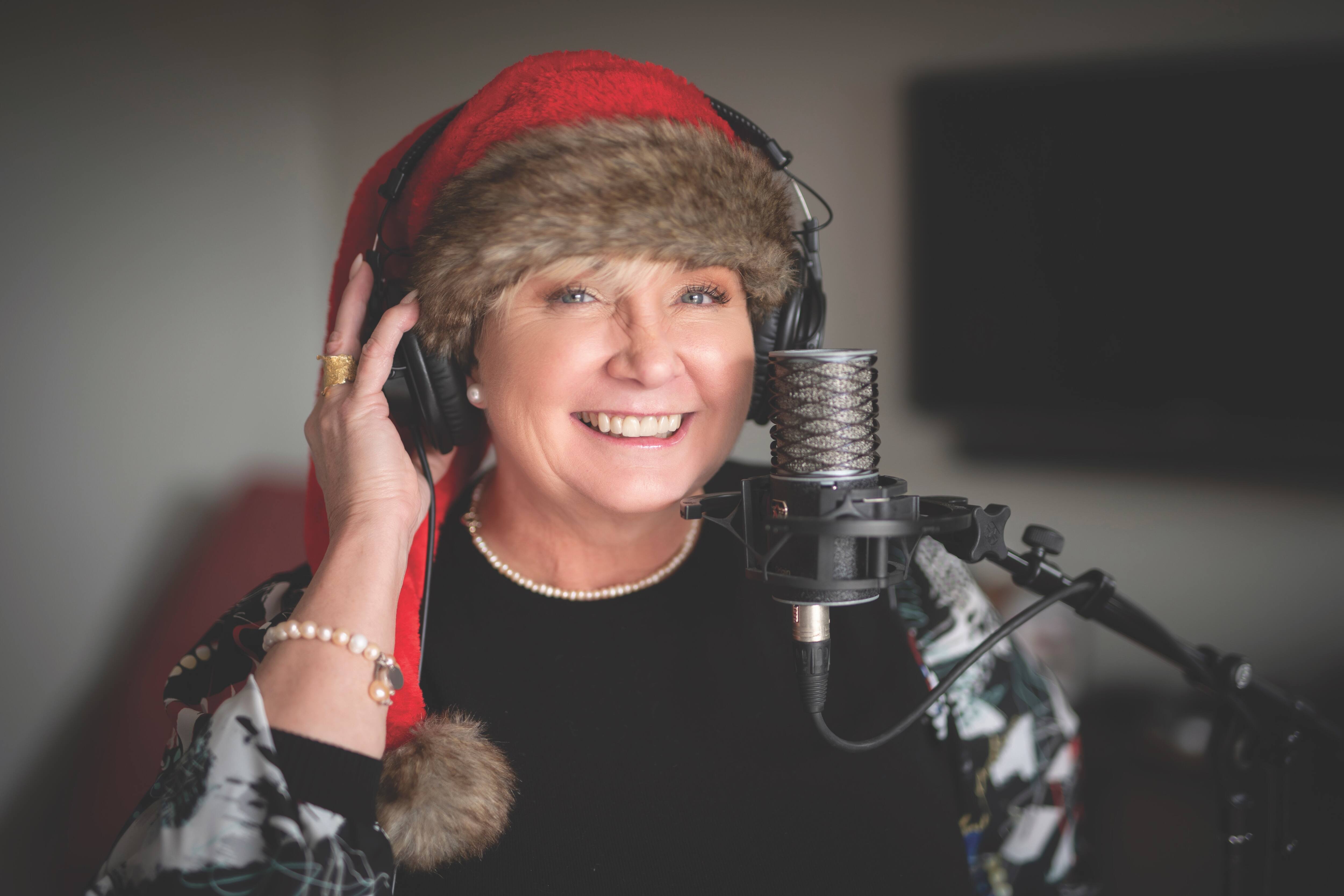 Nathalie Simard présente de belles surprises sur son album de Noël ...