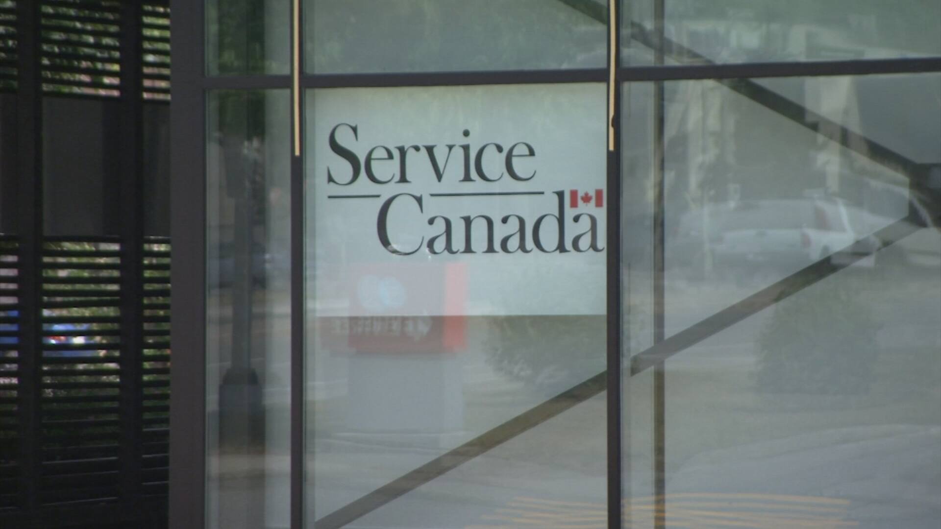 Réouverture progressive des centres de Service Canada | TVA Nouvelles