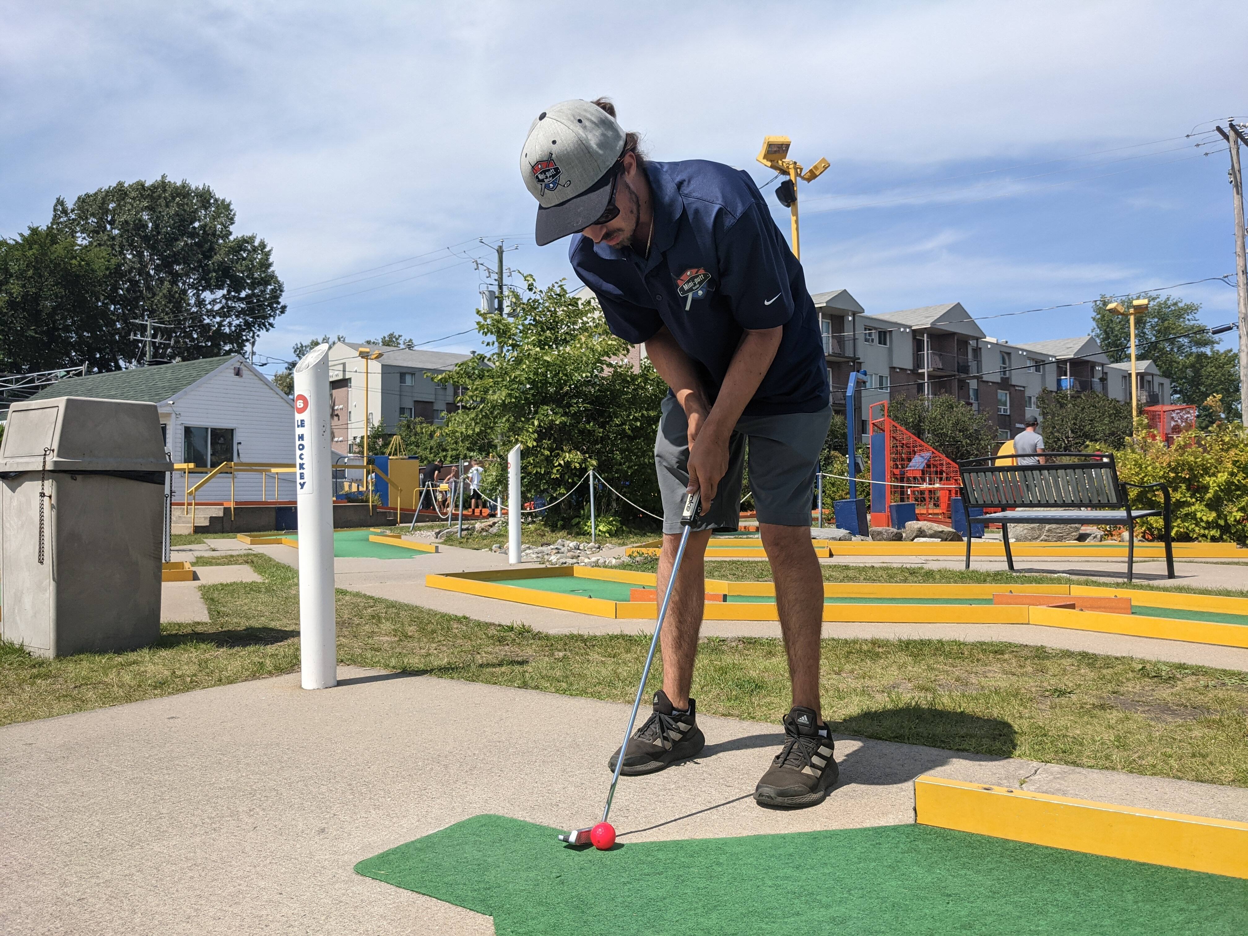 À 23 ans, Kévin Lebel souhaite redonner ses lettres de noblesse au mini ...