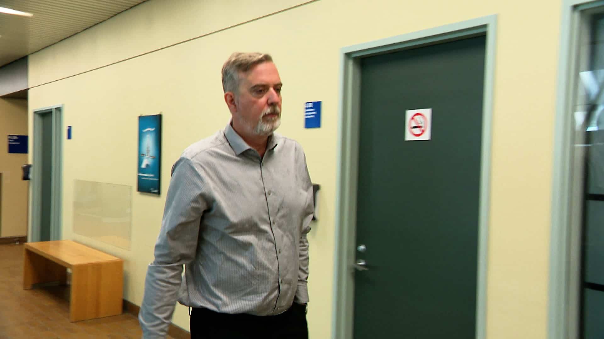 Des crimes imputables au présumé «espion des vedettes» estime un ...