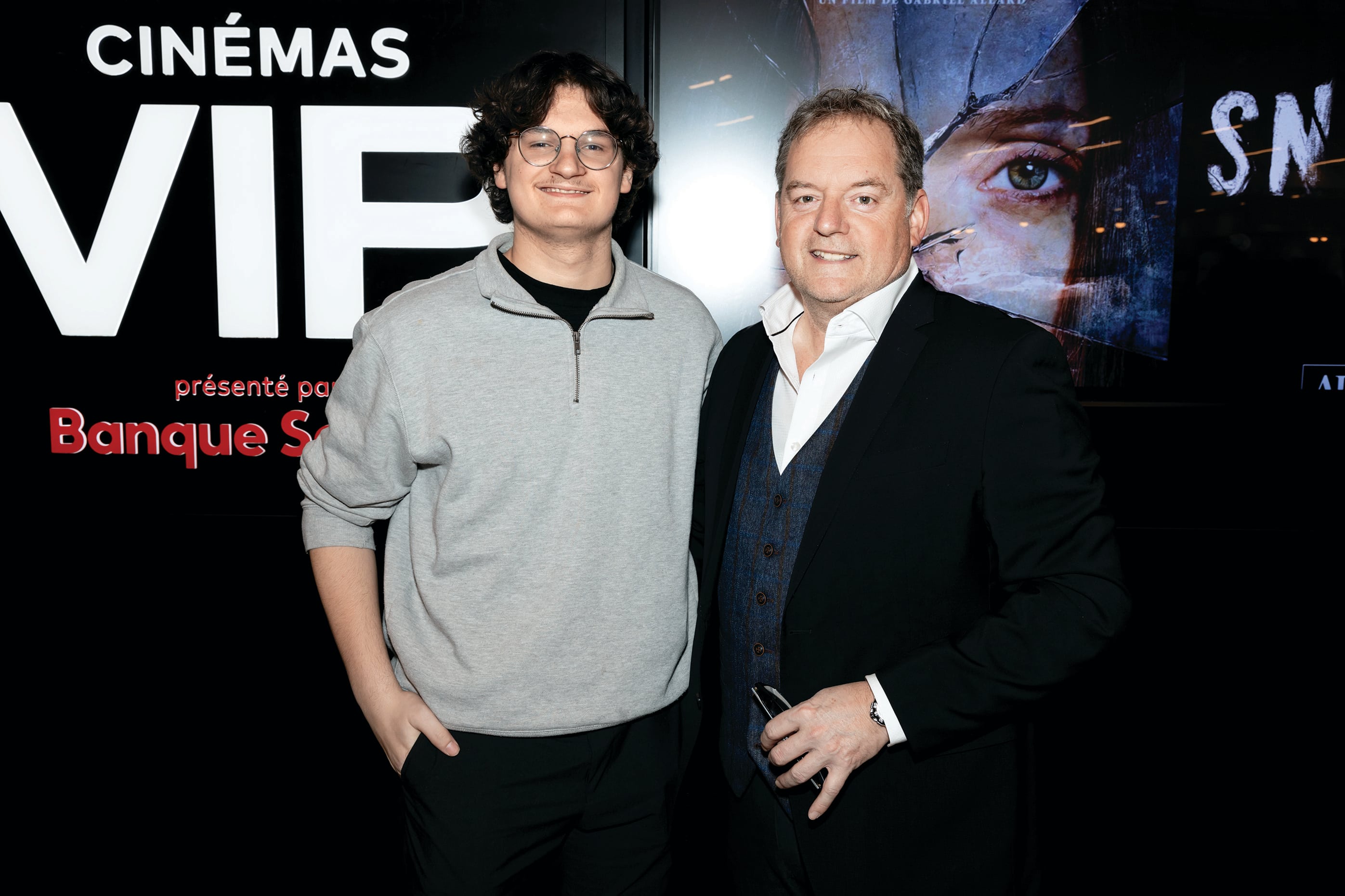 Rare public outing with his son for Paul Doucet – Archyde