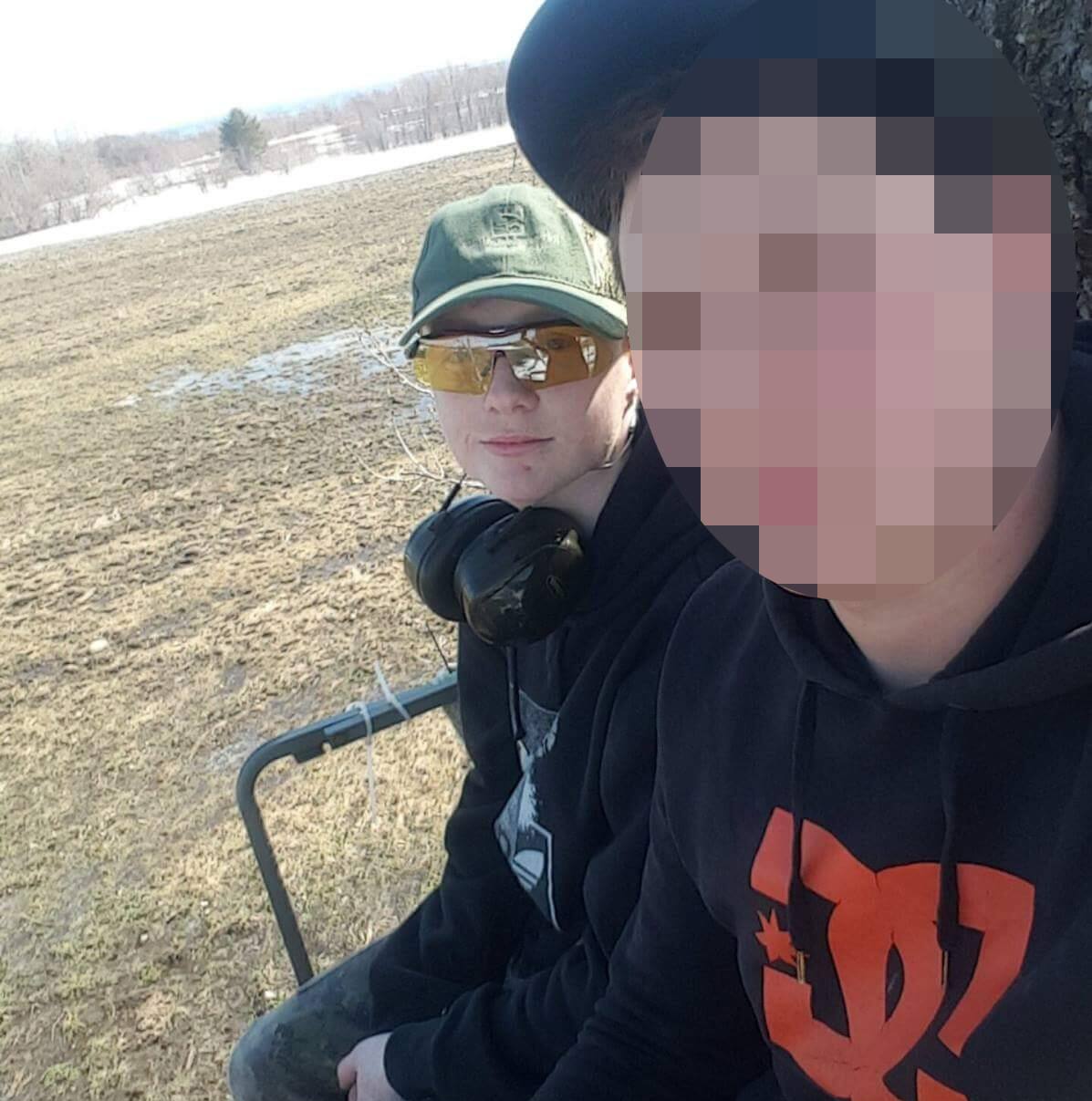 «Fausses accusations»: le père d’un des hommes arrêtés à Québec dénonce ...