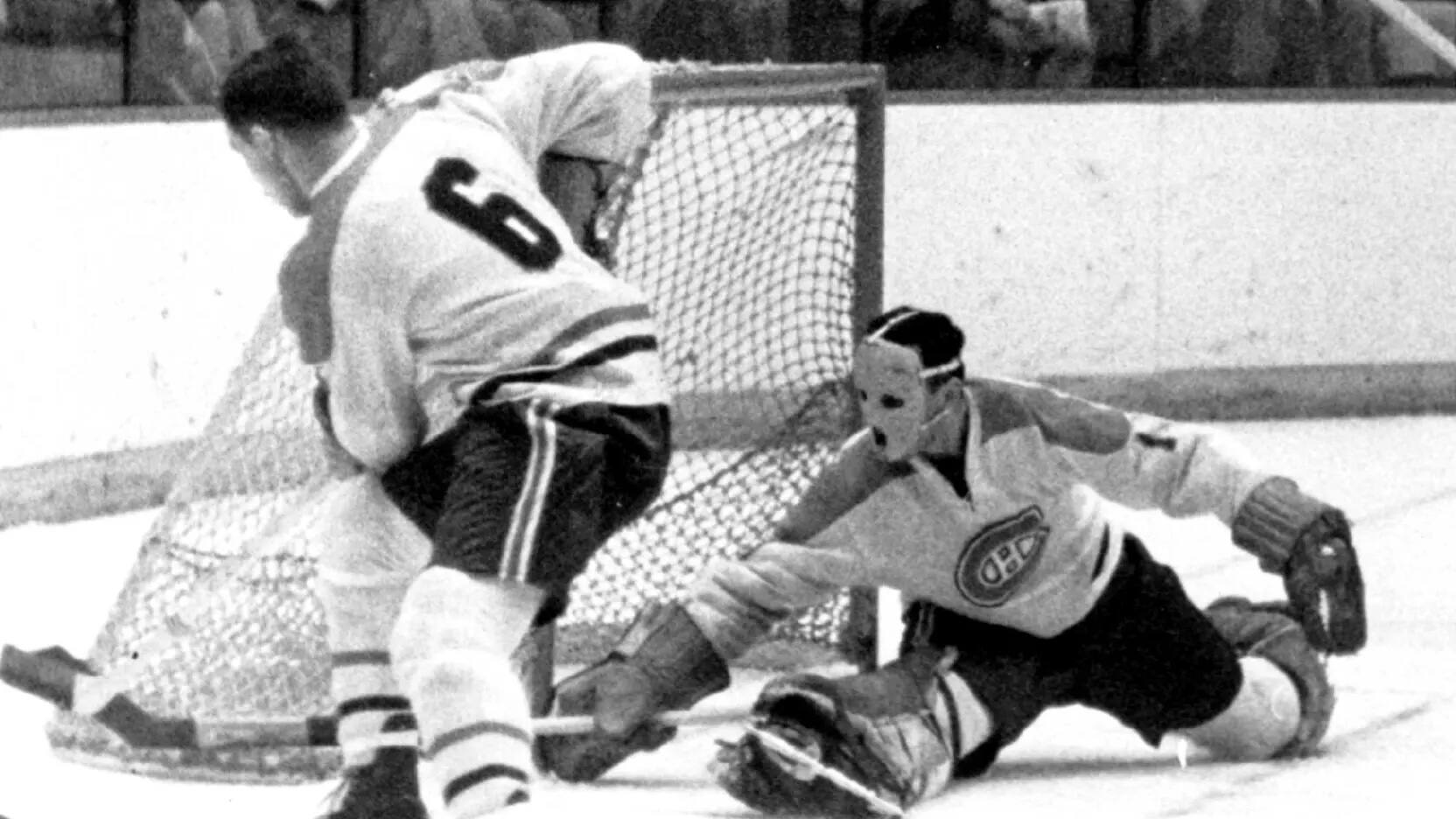 Jacques Plante: le gardien de but qui a osé porter un masque de hockey ...