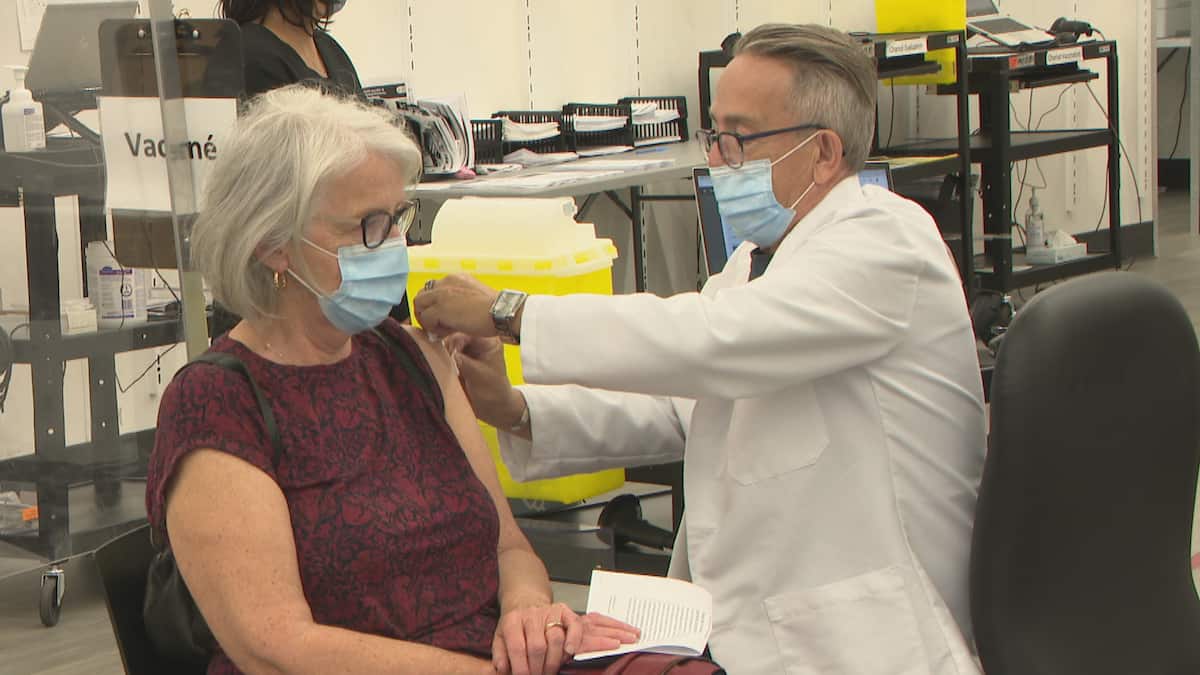 La campagne de vaccination contre la grippe lancée à Québec | TVA Nouvelles La campagne de vaccination contre la grippe lancée à Québec | TVA Nouvelles