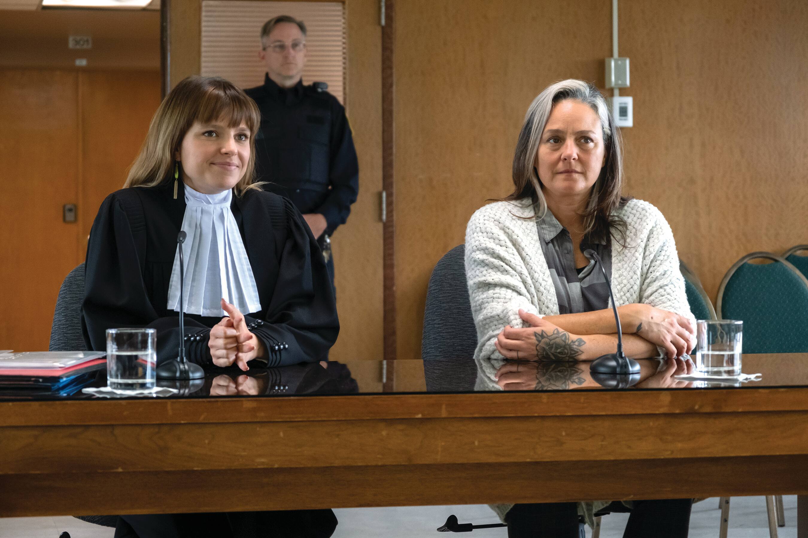 À 49 ans, Geneviève Néron s’ouvre sur son rôle de grand-mère | 7 Jours