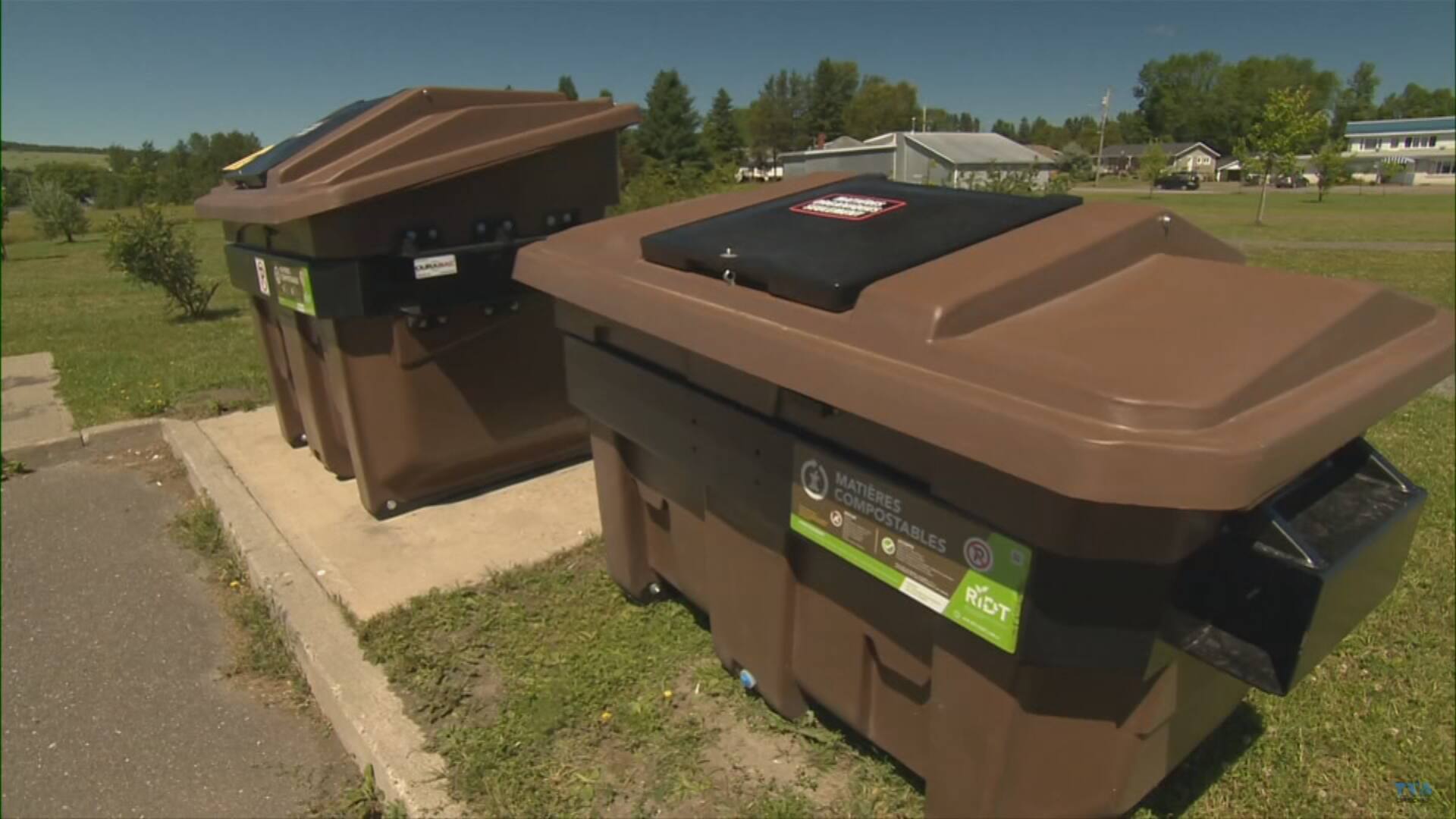 De plus en plus de «bacs bruns» dans les petites municipalités | TVA ...