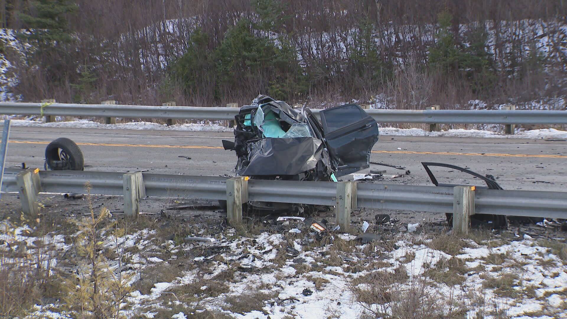 Triple collision à Saint-Anaclet: une femme de 28 ans perd la vie | TVA ...