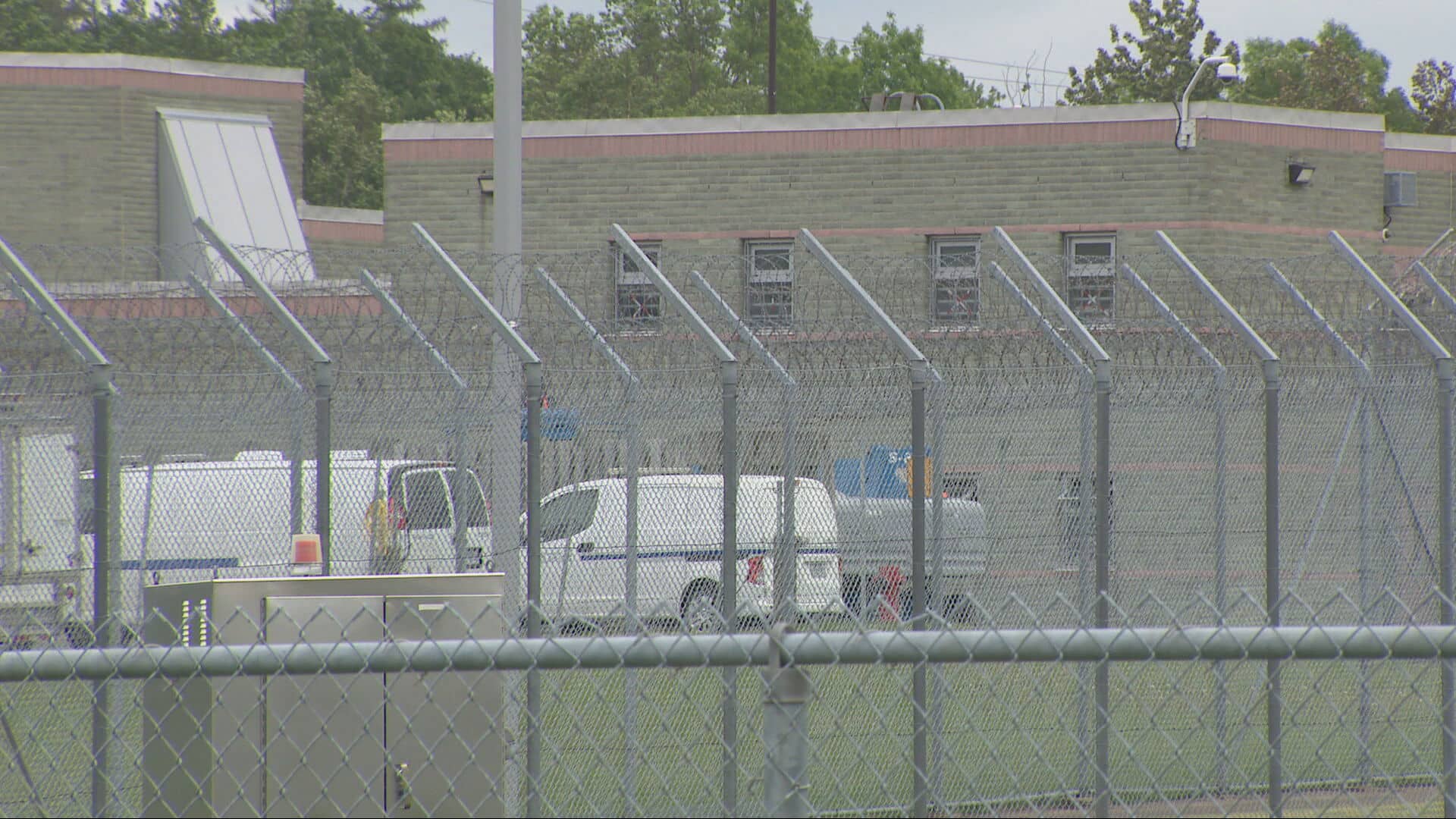 Un détenu de la prison de Rimouski entre la vie et la mort après une ...