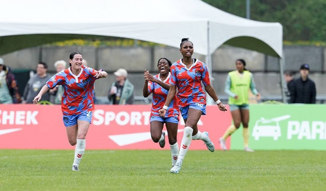 Les Roses poursuivent leurs débuts victorieux - TVA Sports