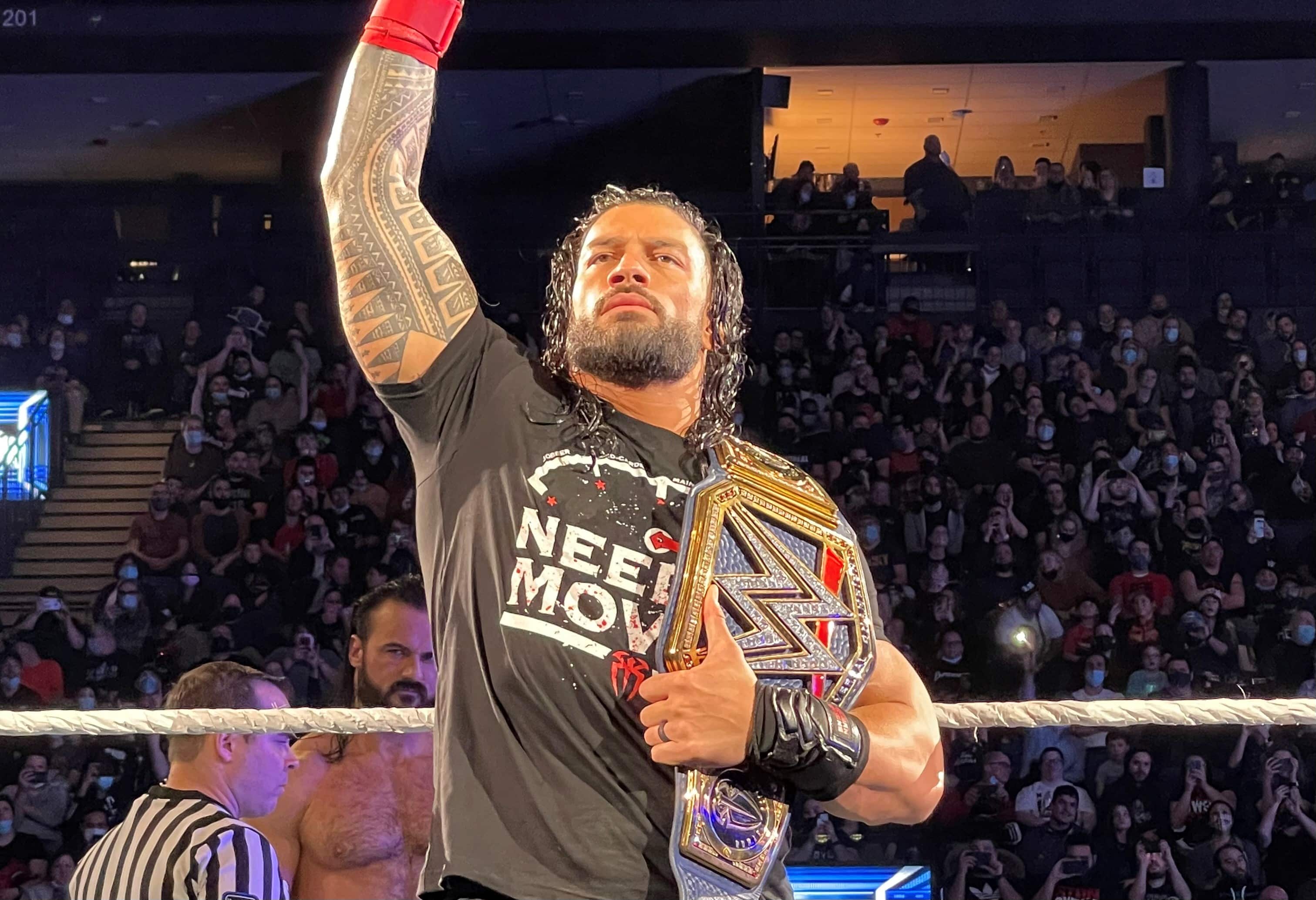 Un retour au Québec réussi pour la WWE - TVA Sports