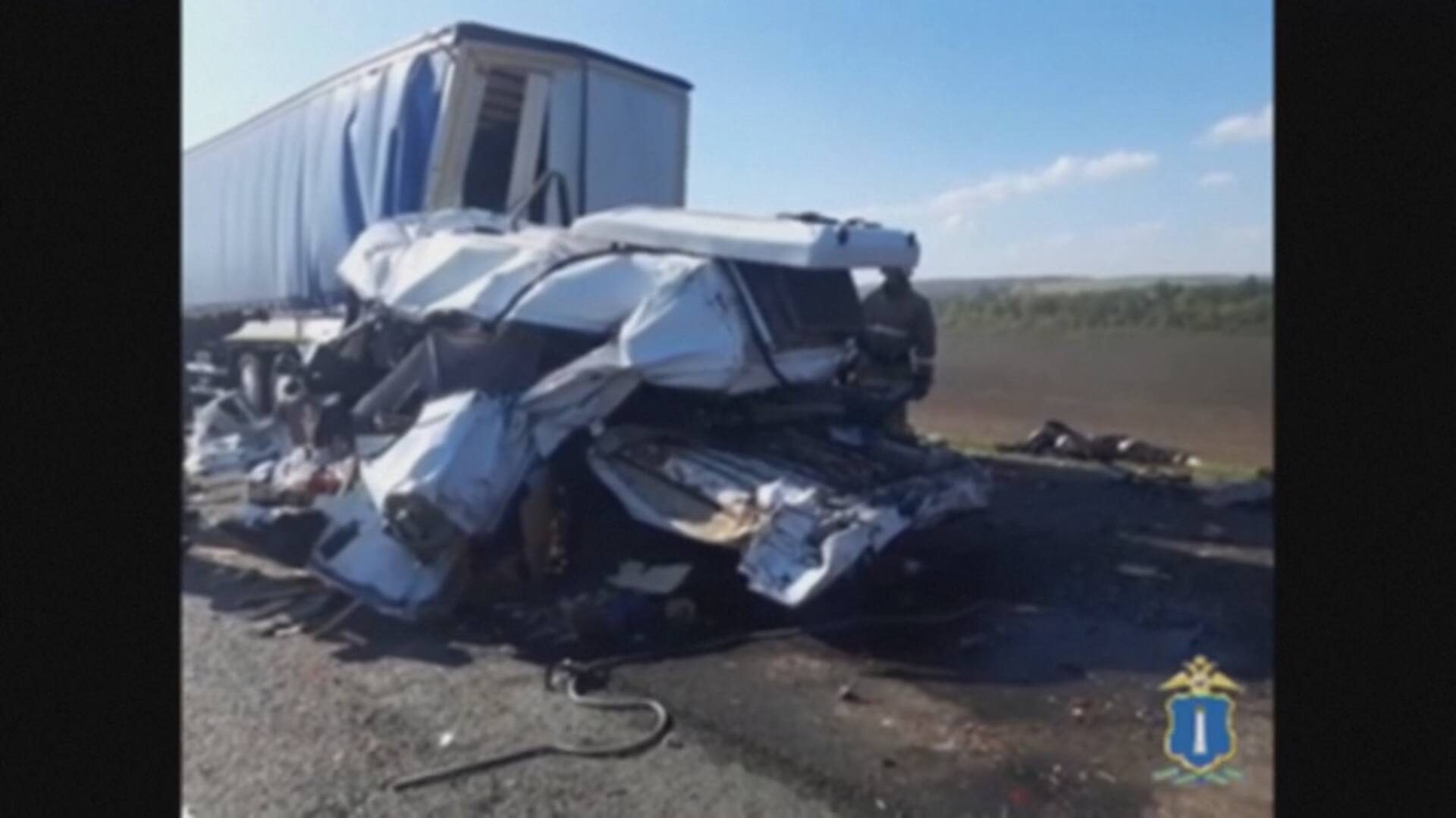 15 morts dans une collision entre un minibus et deux camions en Russie ...