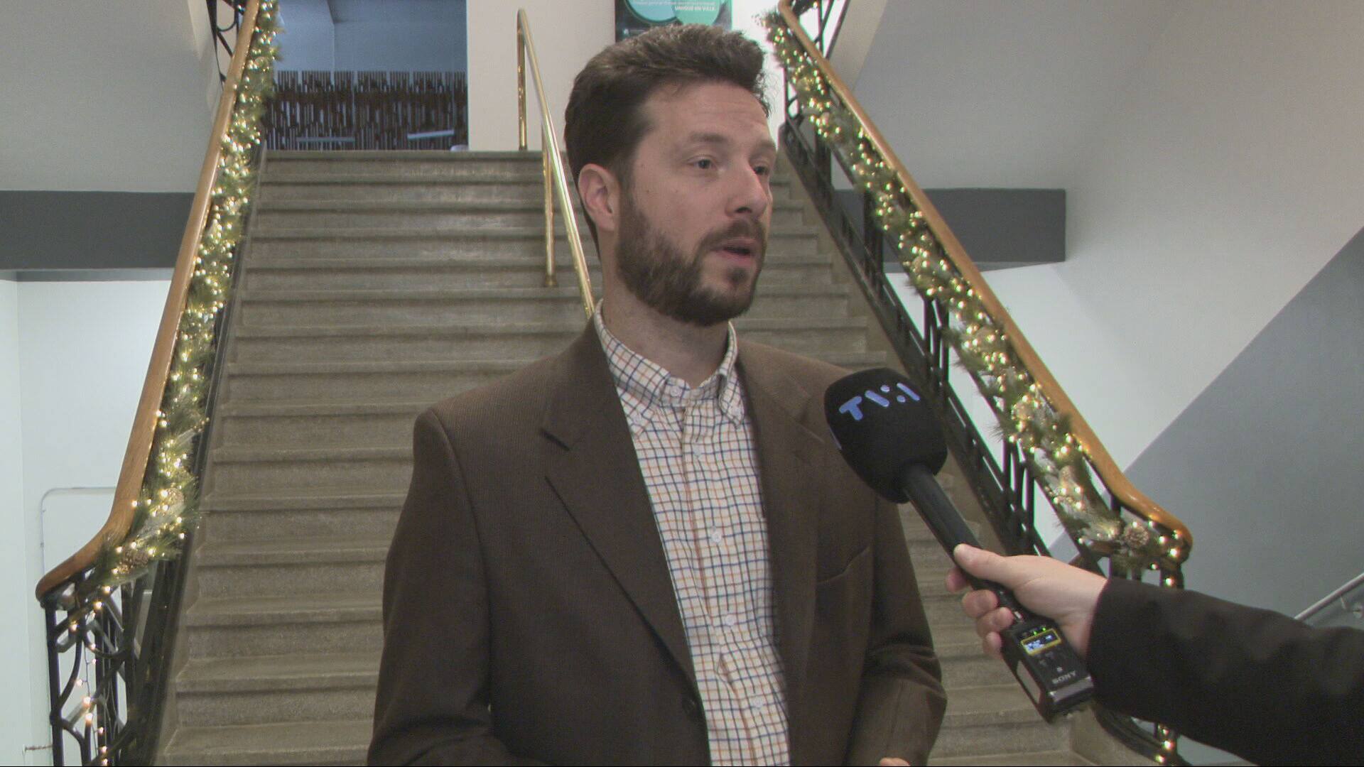 Illumination du pont Sainte-Anne : des ajustements encore en cours, assure la Ville | JDQ