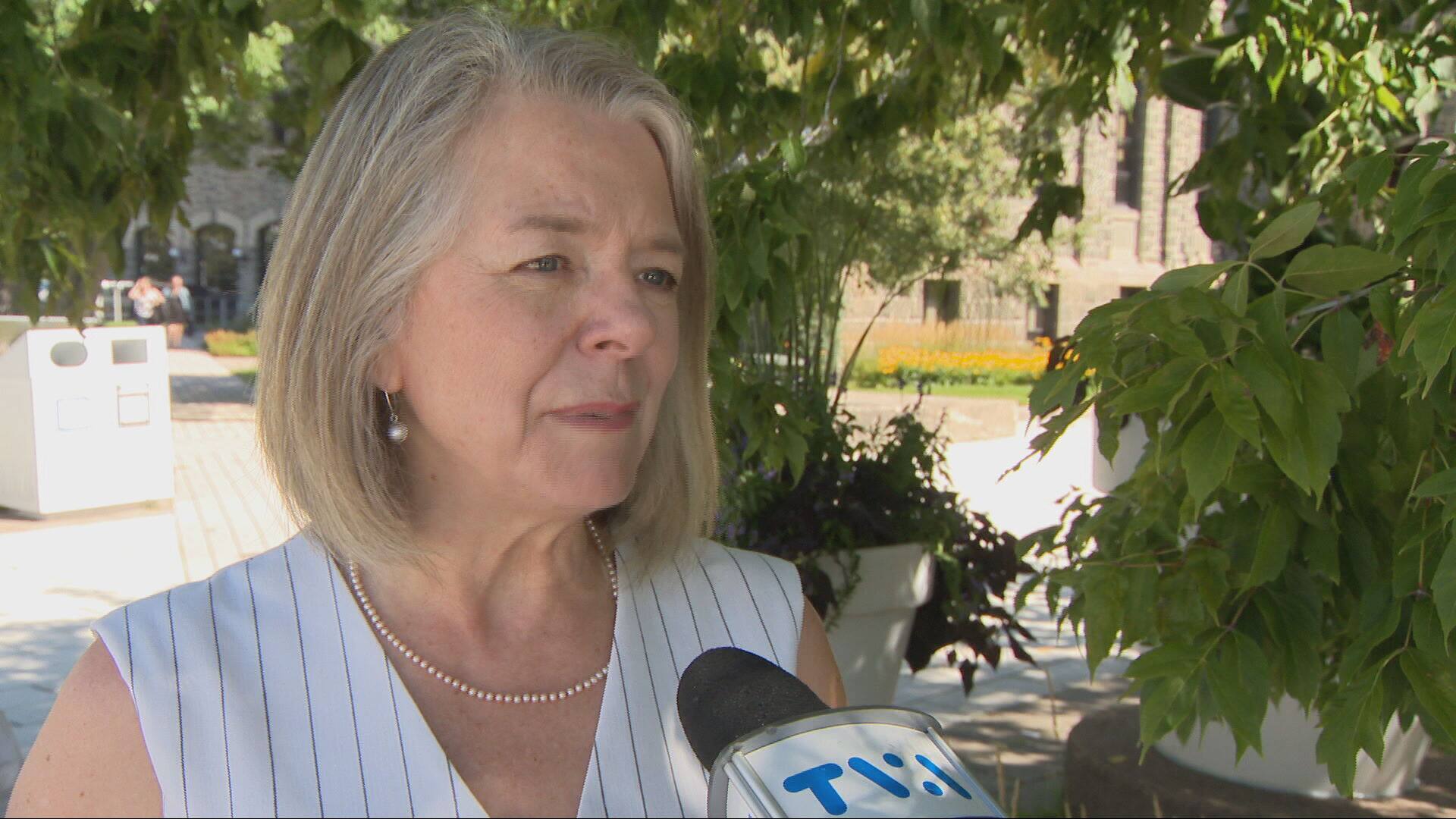 Candidature surprise de la ministre Laforest: la course à la mairie s ...