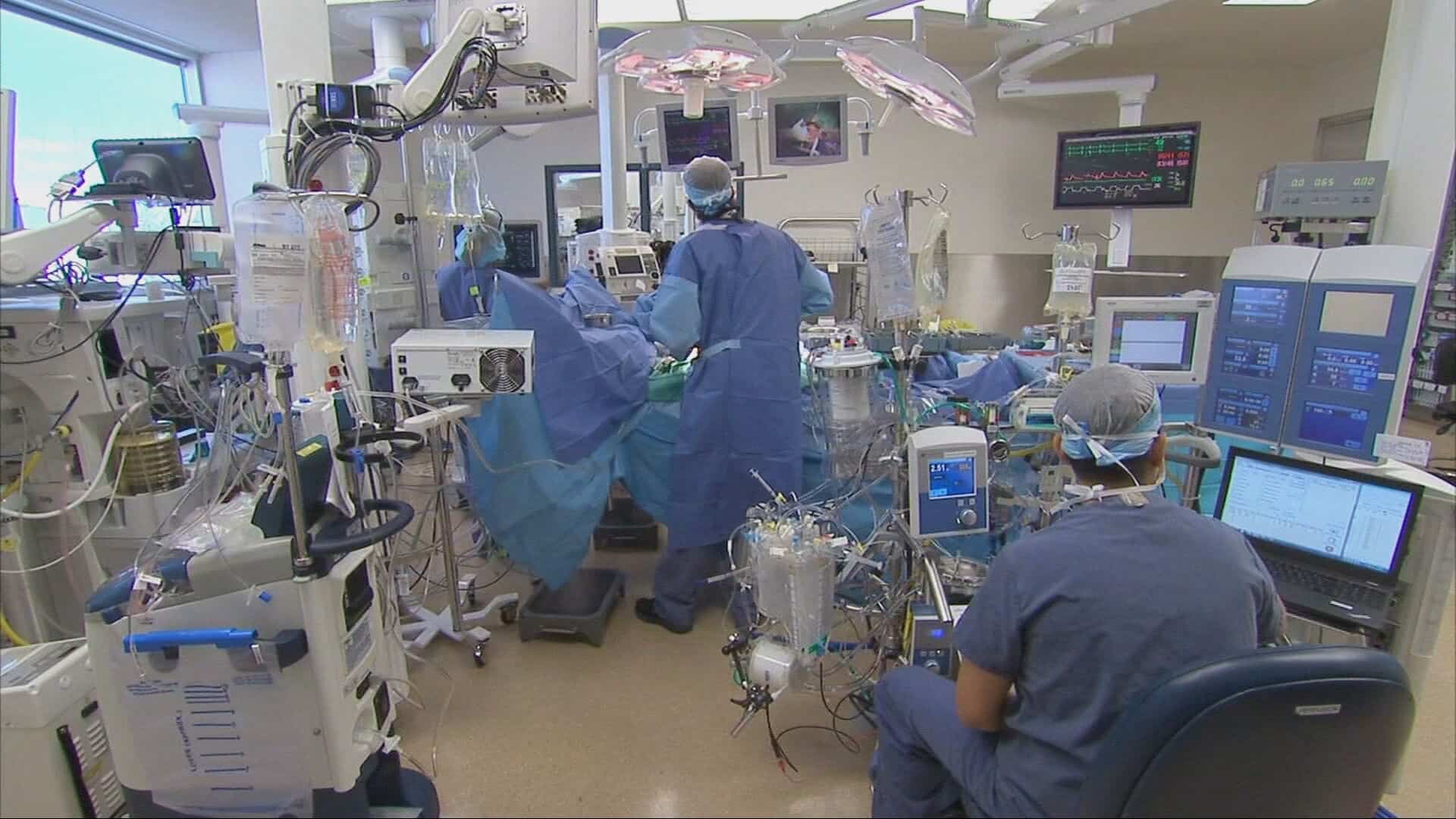 Plus de 900 M$ en santé: Québec passe à l'action à Chicoutimi et ...