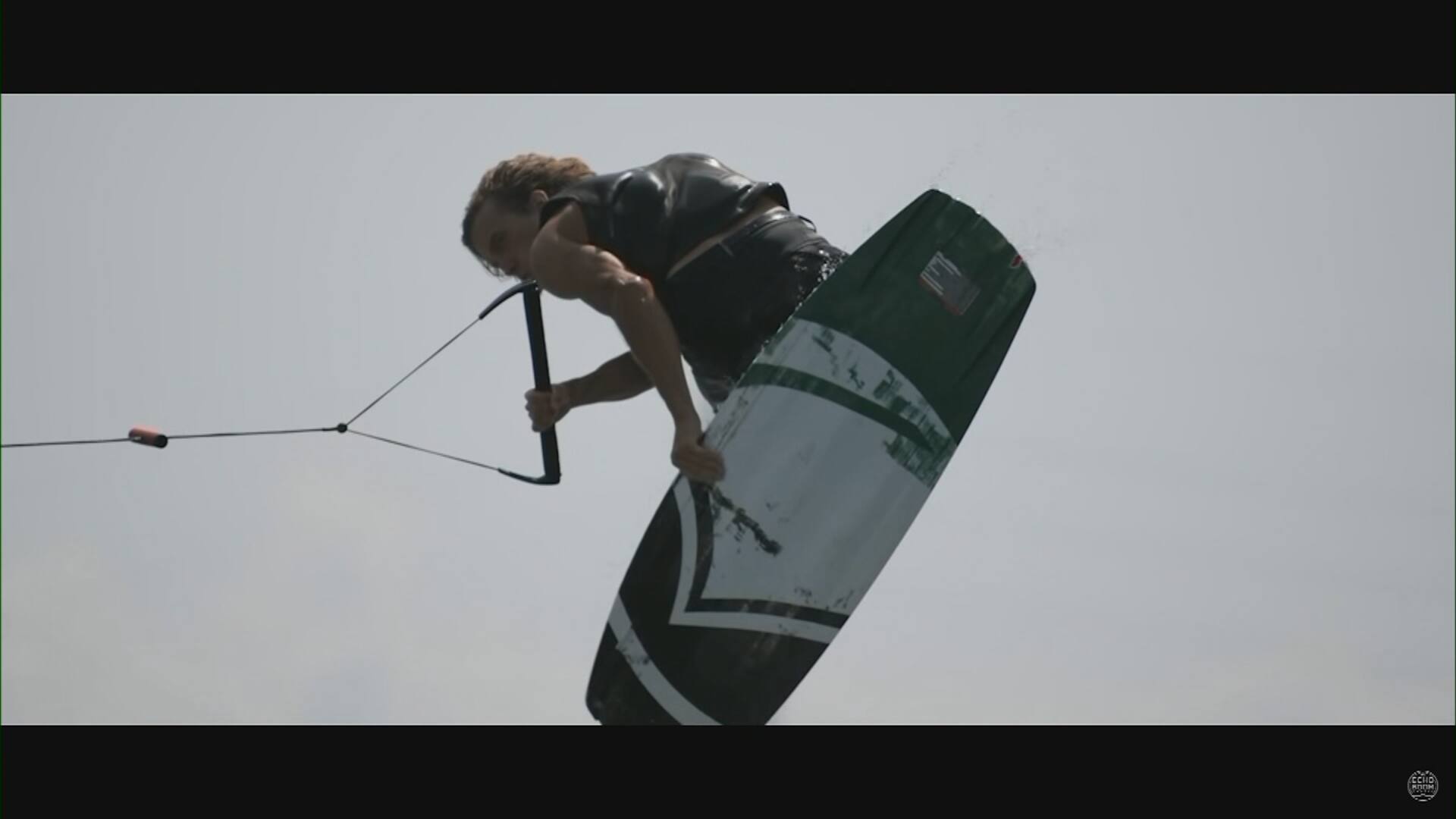 «Au Revoir»: un documentaire sportif retraçant la carrière d'un ...