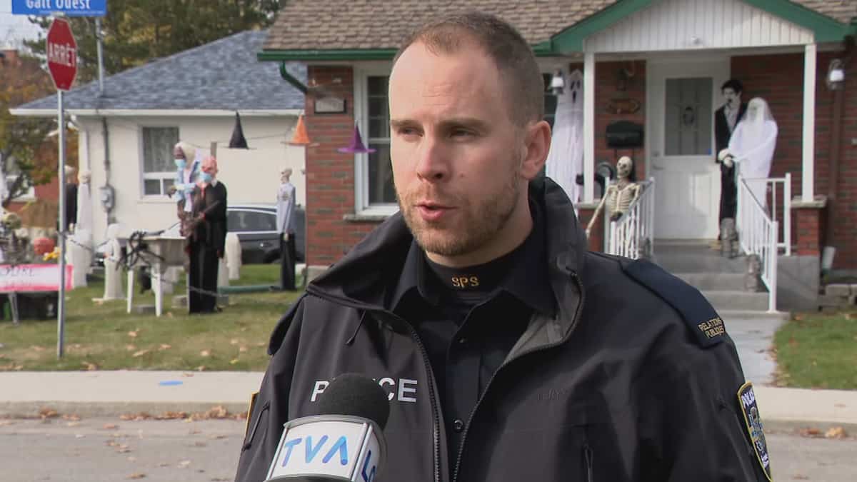 Un Policier De Sherbrooke Arrêté Pour Agression Sexuelle Tva Nouvelles