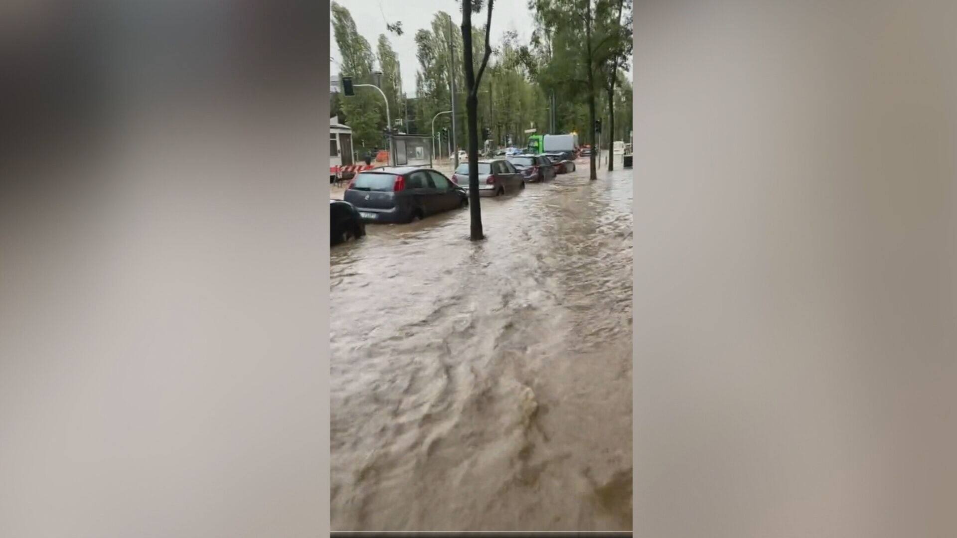 EN VIDÉO | Impressionnantes inondations dans la région de Milan en ...