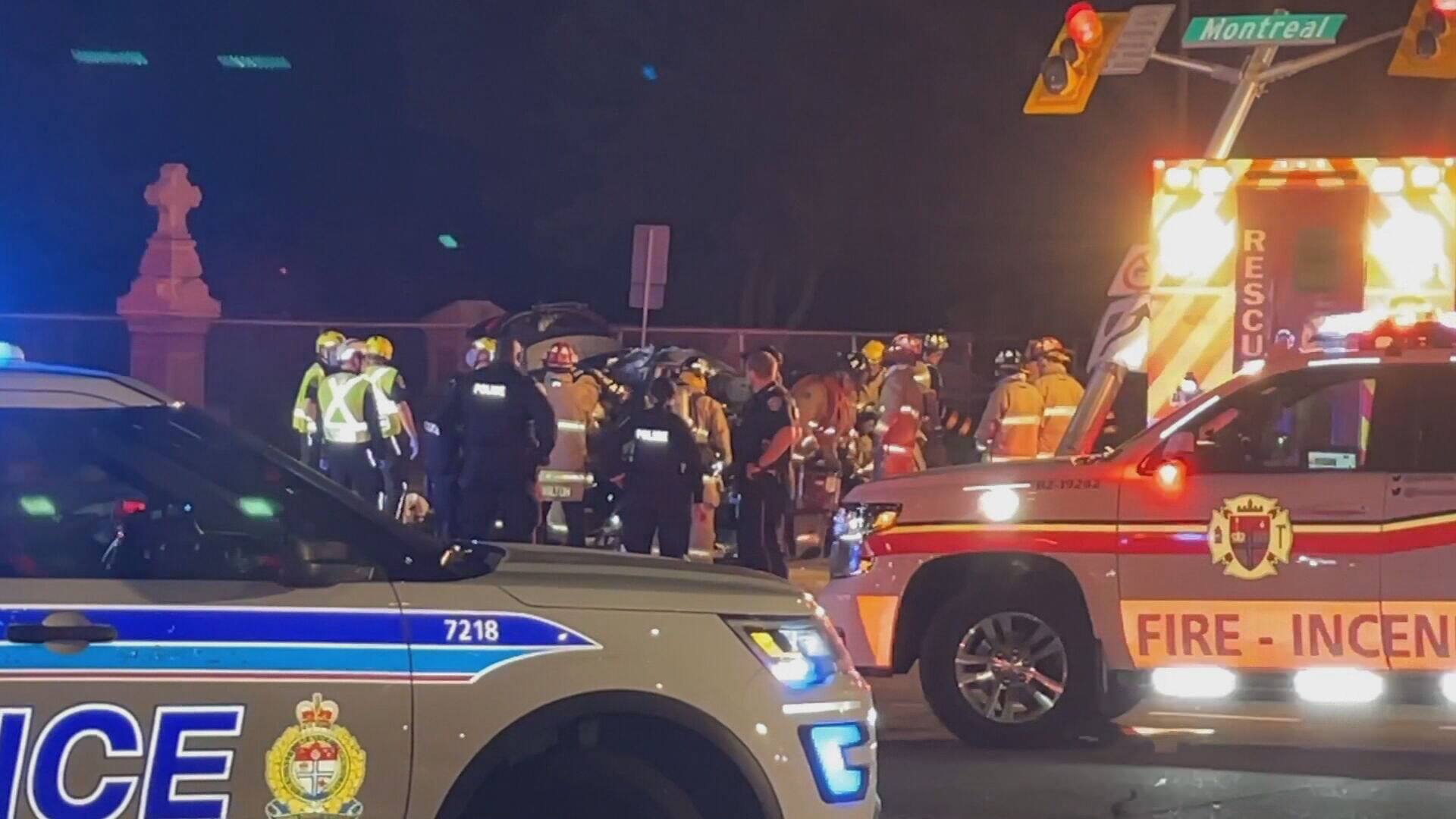 Deux morts et un blessé grave dans une collision à Ottawa | TVA Nouvelles