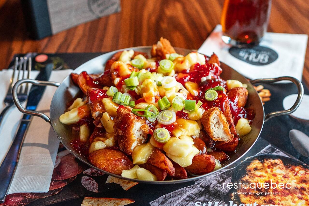 [PHOTOS] On a essayé 25 plats de la Poutine Week à Québec, voici nos ...