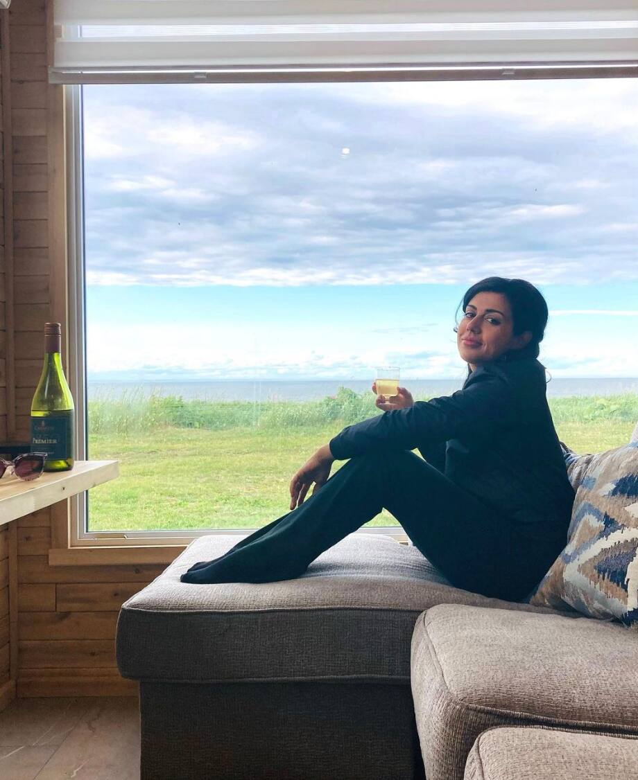 Sally Folk célèbre ses 40 ans en partageant un message comique | 7 Jours