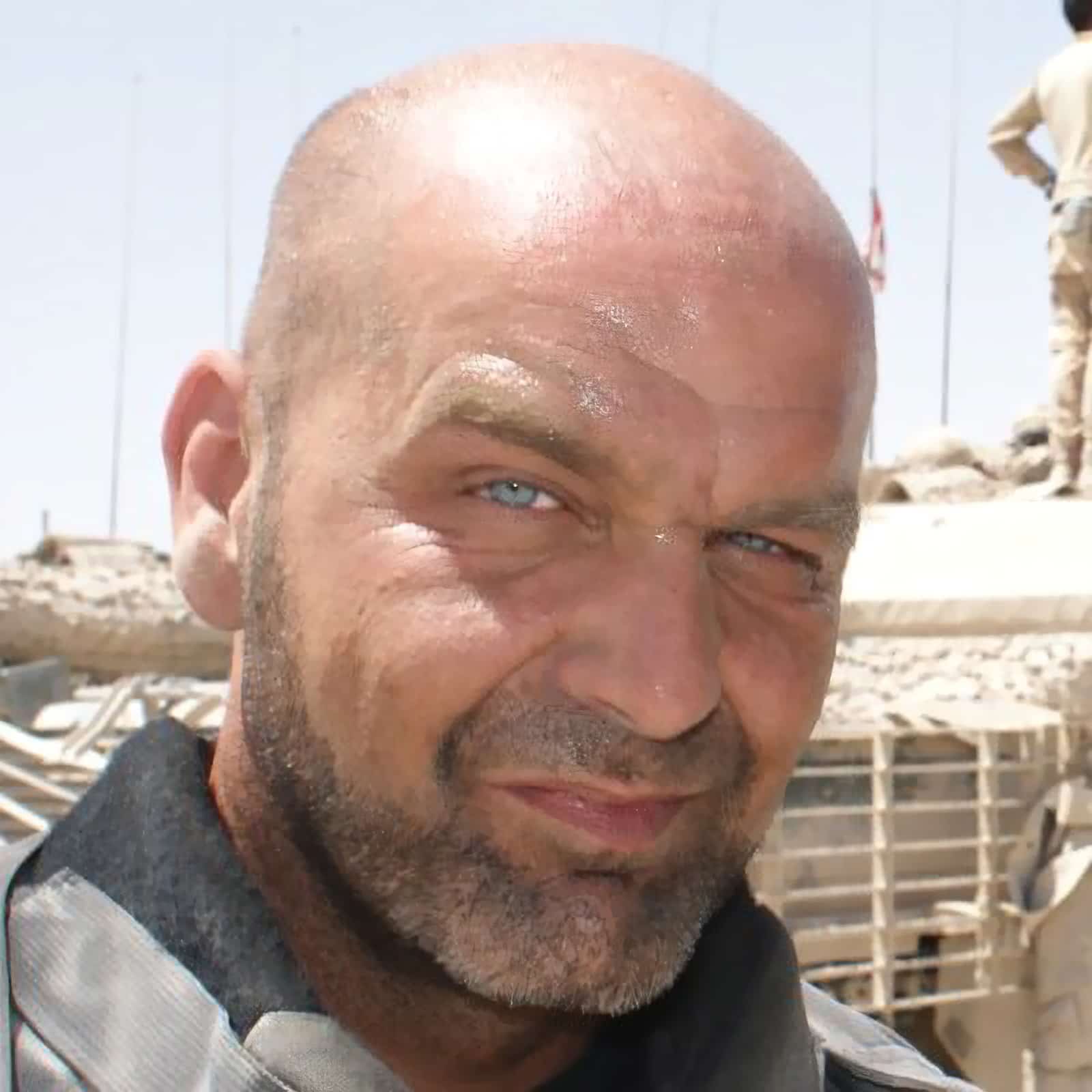 Un caméraman de Radio-Canada pourrait recevoir 5 ans de salaire | JDM