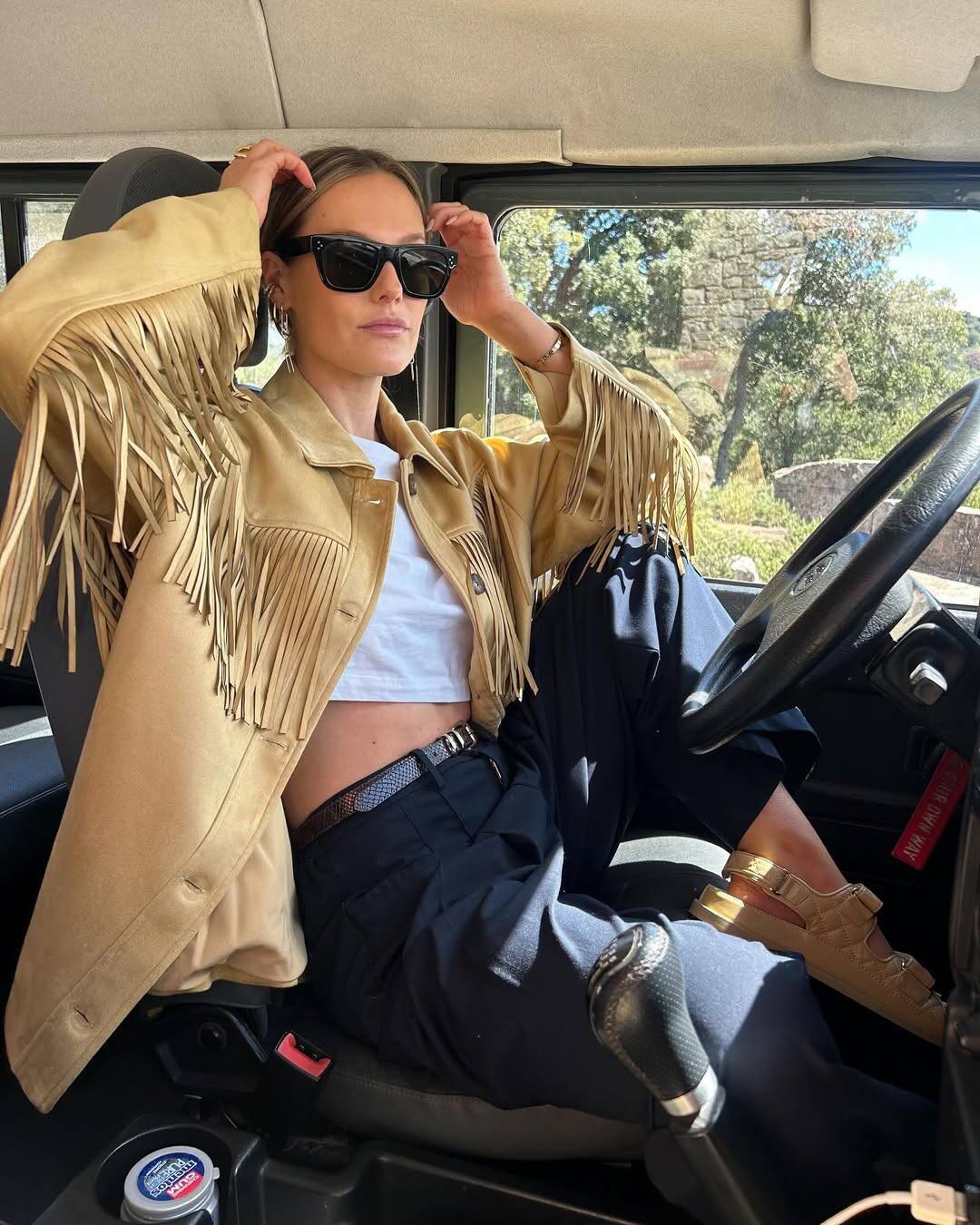 J'ai assez snobbé les franges, voici comment je vais les porter en 2025 ...