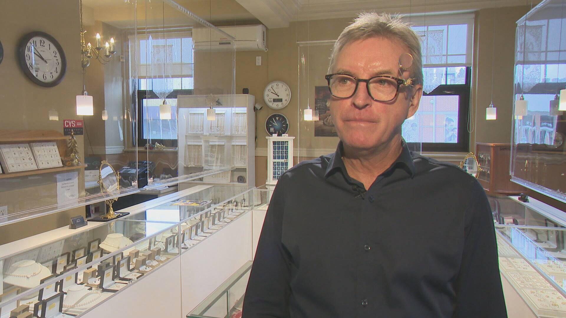 «Toute bonne chose a une fin»: une bijouterie ferme ses portes après ...